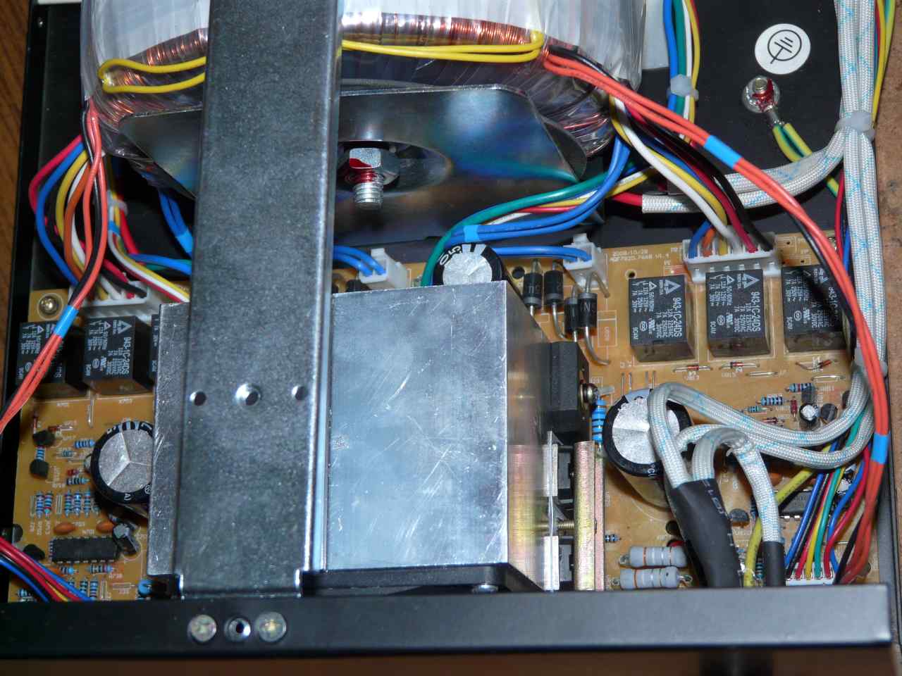 Zasilacz ETT RG-303Pro - problemy z trybem szeregowym i równoległym