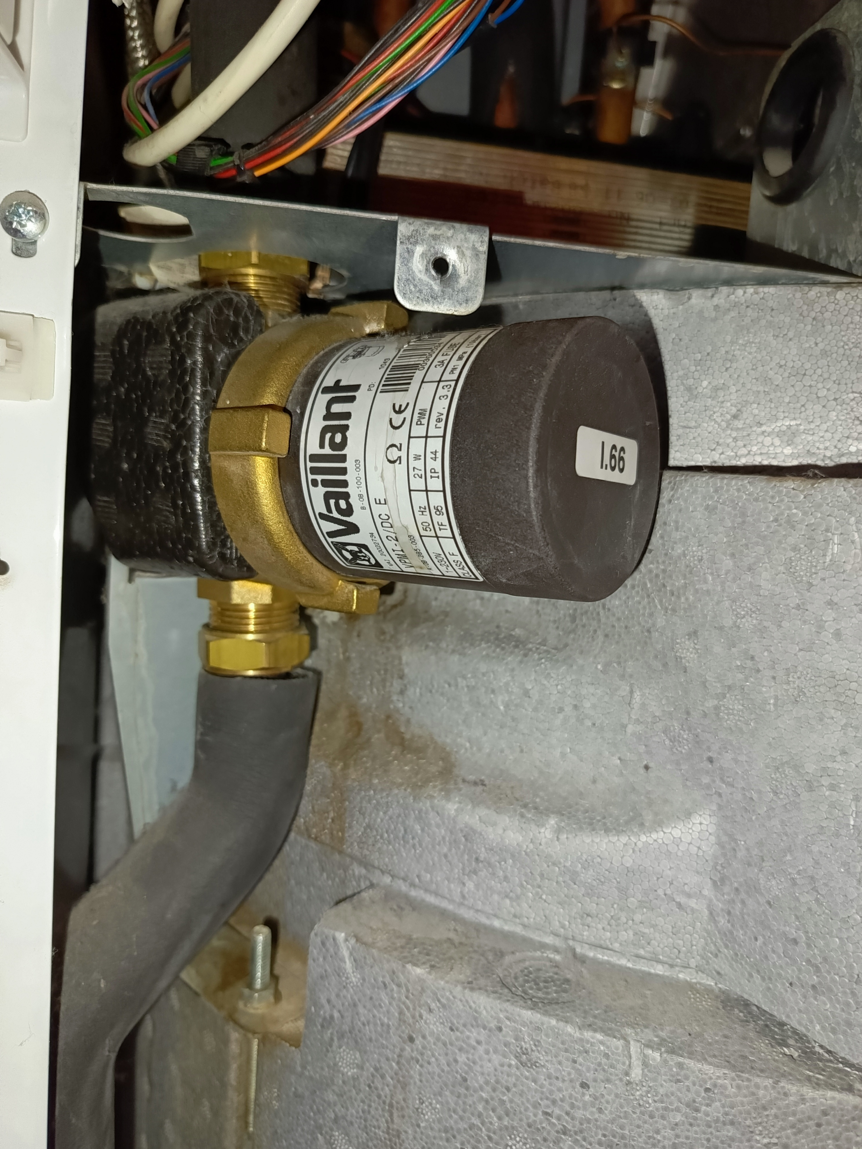 Vaillant VSC INT 196/2-C 150: Brak podgrzewu wody, wymiana bezpiecznika ...