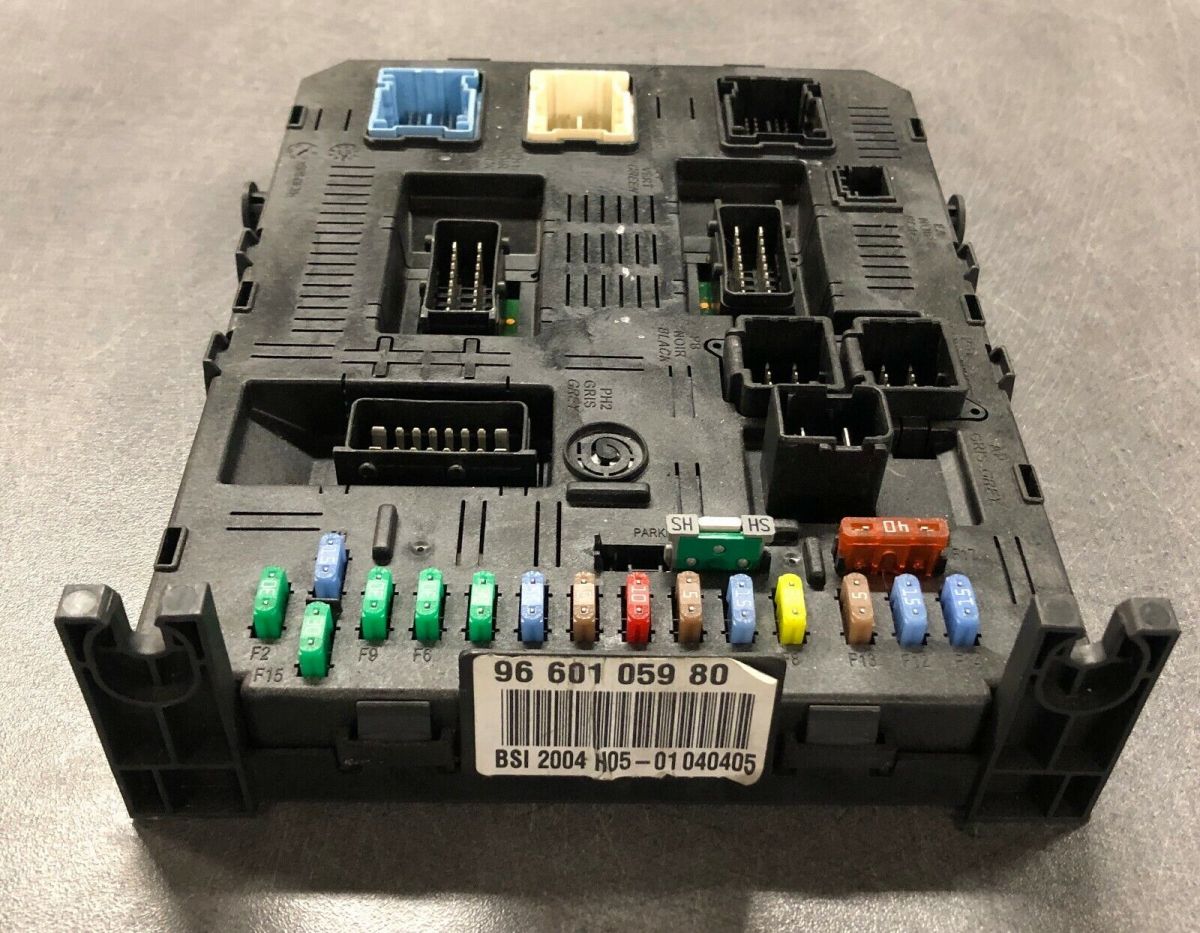 Szukam rozpiski pinów dla gniazd BSI w Citroen C3 DS3 2013-2016
