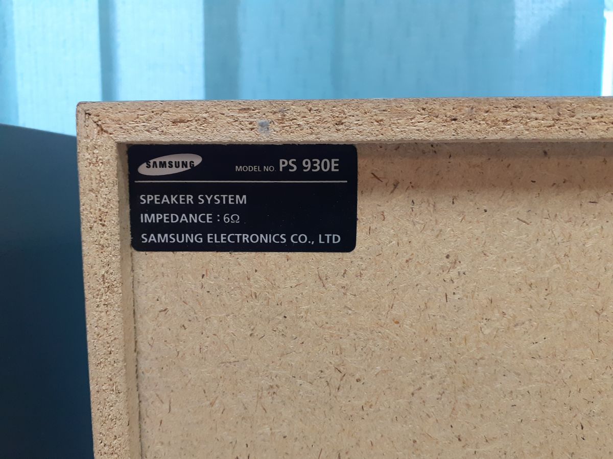 [Sprzedam] Sprzedam dwie kolumny z wieży Samsung MAX-930
