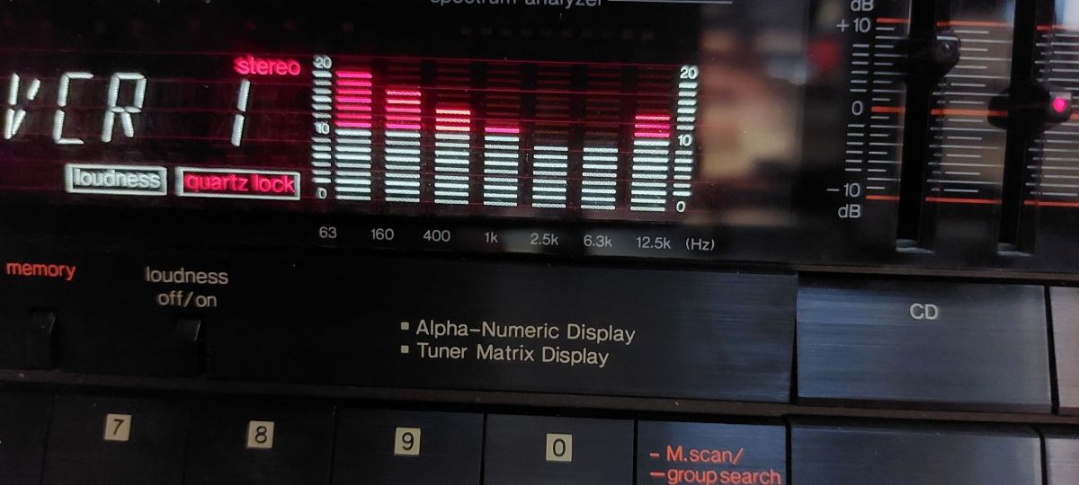 [Rozwiązano] Naprawa wyświetlacza VFD w amplitunerze Technics SA-R330 ...