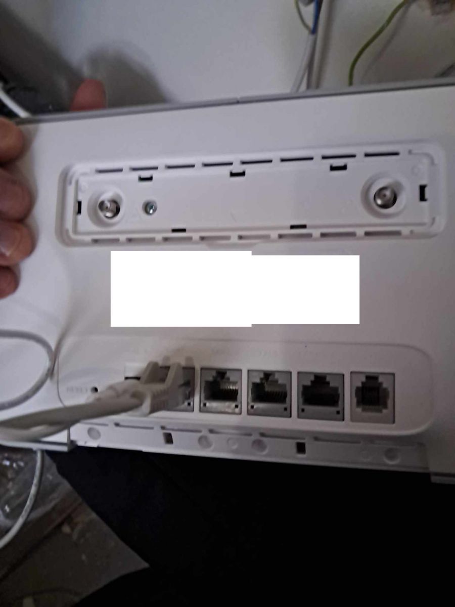 Dobór switcha pod sieć domową LTE z możliwośćią przełączenia w ...