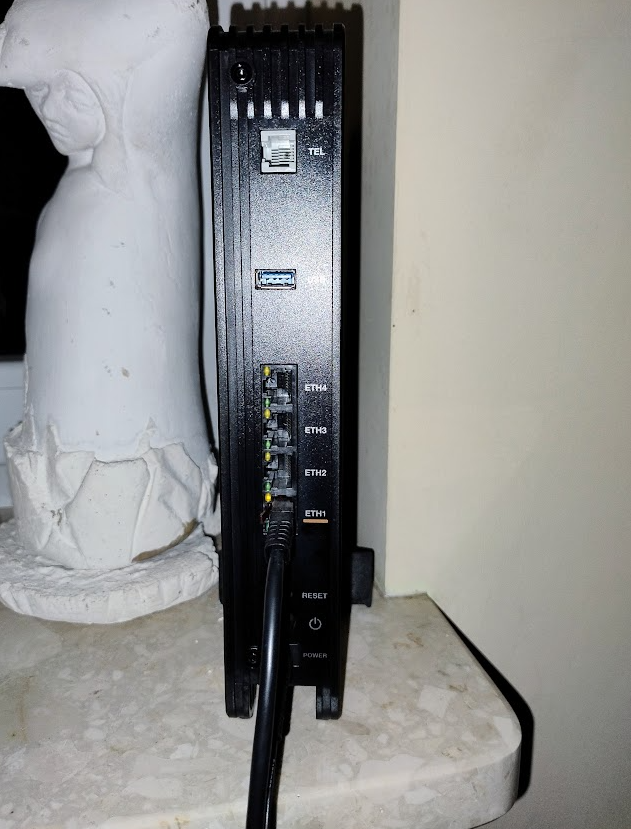 Jak rozdzielić sieć po kablu, Na 3 podsieci. W 3 różnych budynkach ...