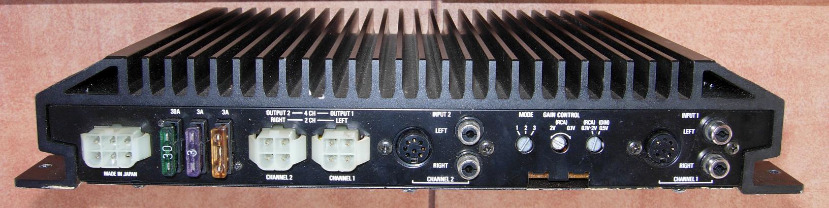 Alpine 3530 – jak poprawnie zmostkować kanały we wzmacniaczu 4-kanałowym?