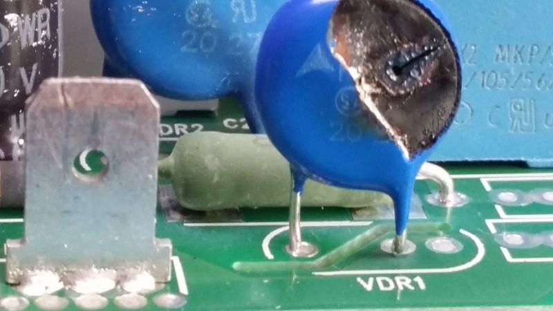 [Rozwiązano] Oznaczenie warystora VDR1 w DeLonghi Magnifica ECAM353.75.B, PCB00448-01?