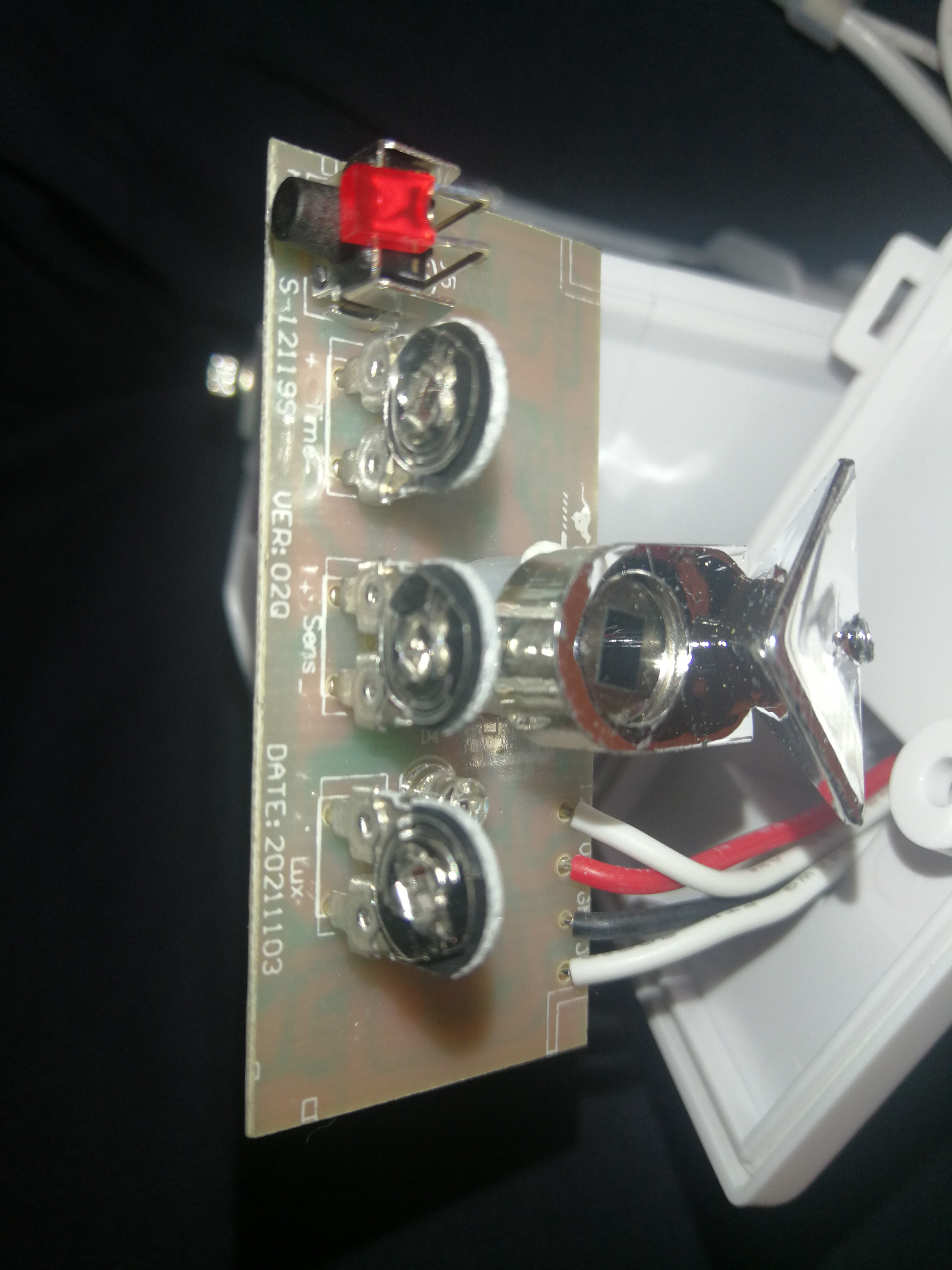 Halogen solarny LIVARNO LIDL: brak ładowania akumulatora, płytki z ...