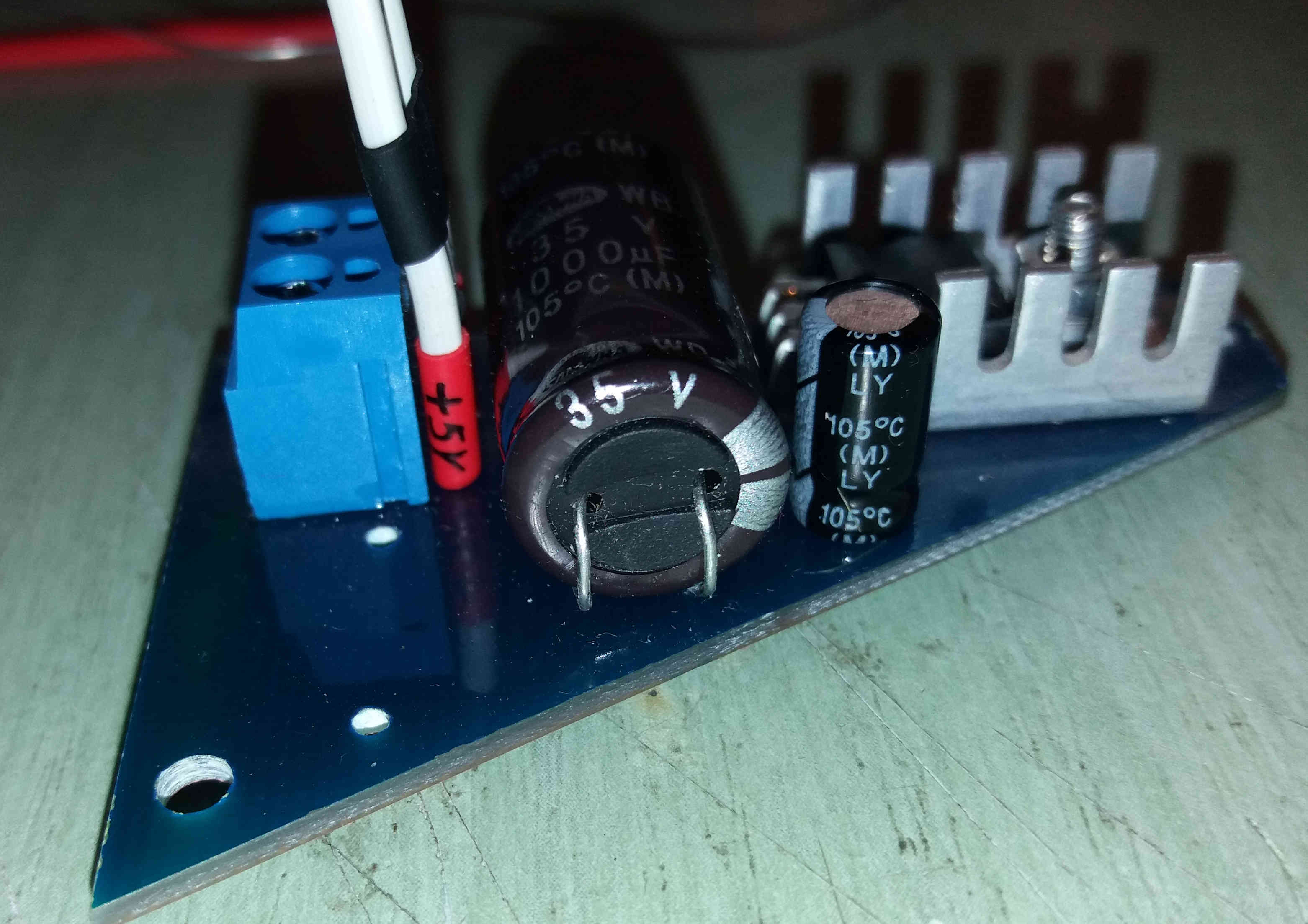 Automatyczny czyścik do grotów lutownicy - 4 - elektroda.pl