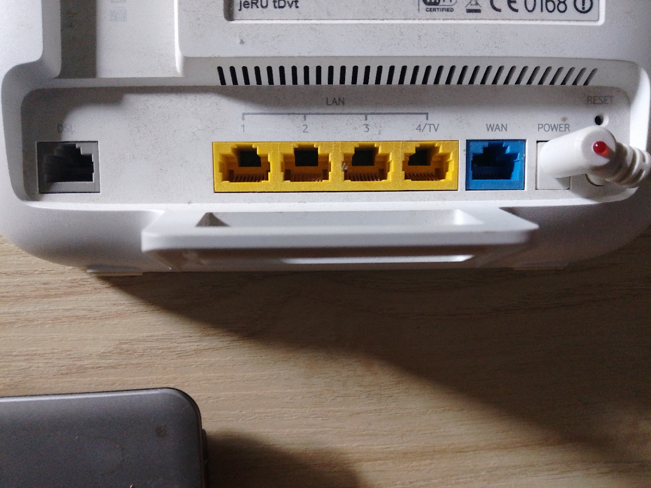 Brak internetu po burzy: uszkodzenie routera SAGEM 2704 czy błąd ...