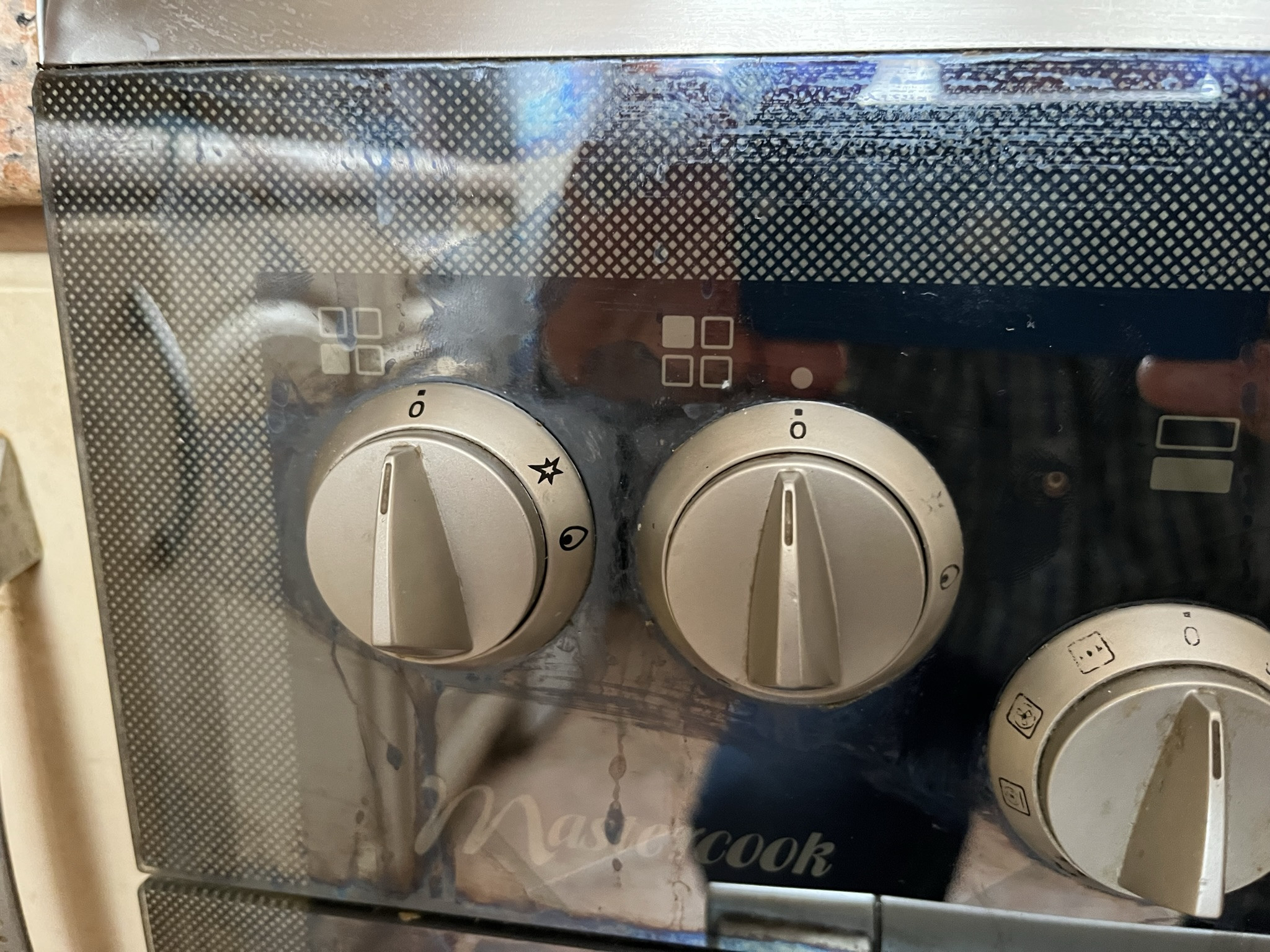 [Kupię] Pokrętło funkcji Mastercook KGE 3490 LUX FUT - 9 pozycji