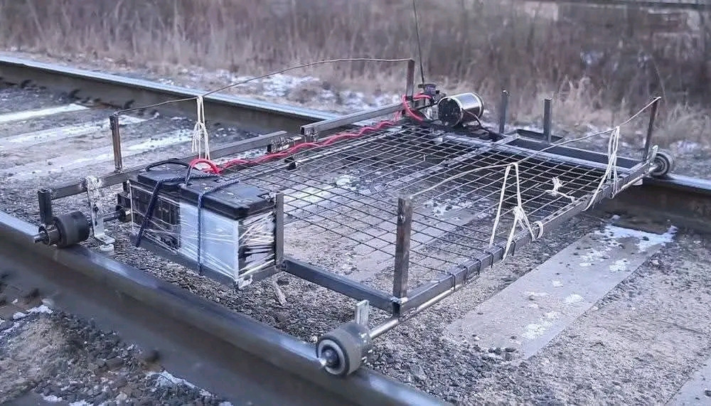 Drezyna "automatyczna" DIY :) - elektroda.pl