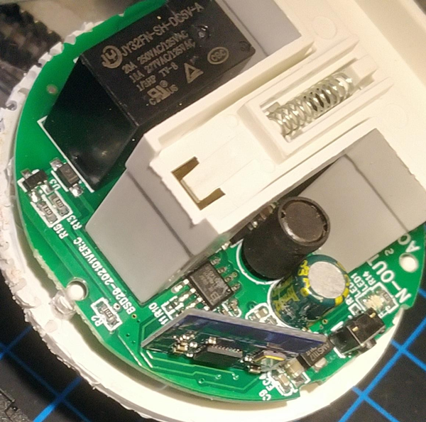 BSD48 CB2S BK7231N Sumart plug UK Tear Down - elektroda.com