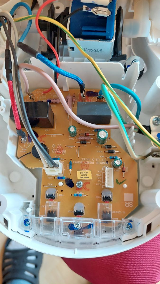 Philips GC8750 - nierówna praca pompy w stacji parowej są skoki ...