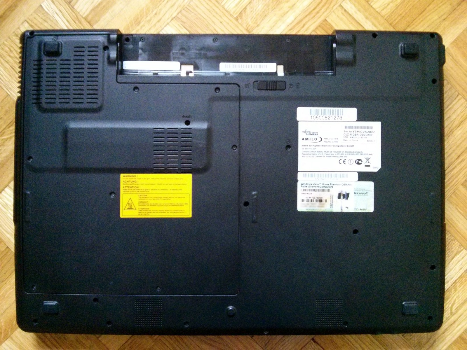 [Sprzedam] Laptop Fujitsu Siemens Amilo Li 1818 Uszkodzony