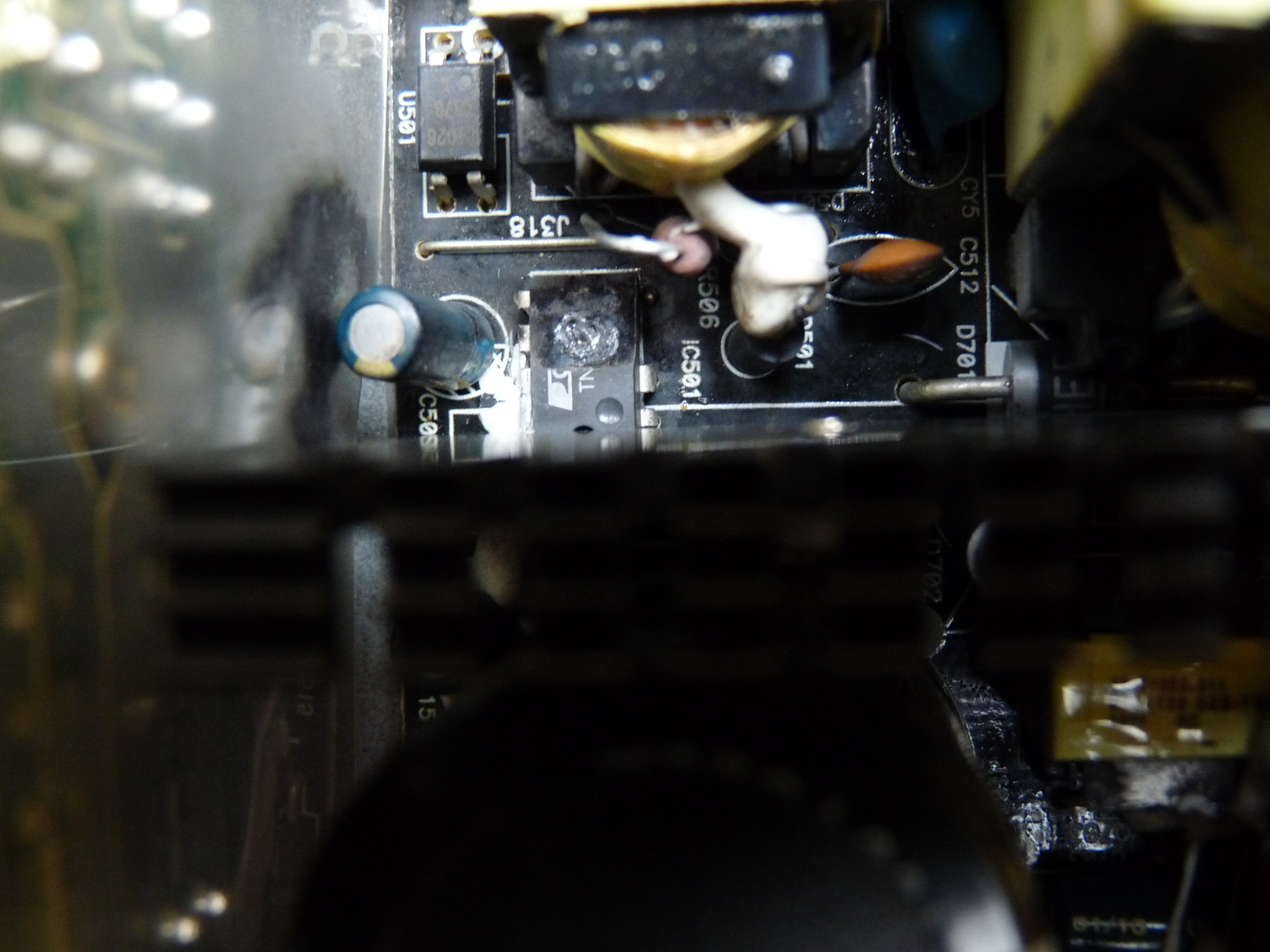 OCZ model: OCZ600MXSP ModXstream Pro 600W - Spalony układ scalony jaki?