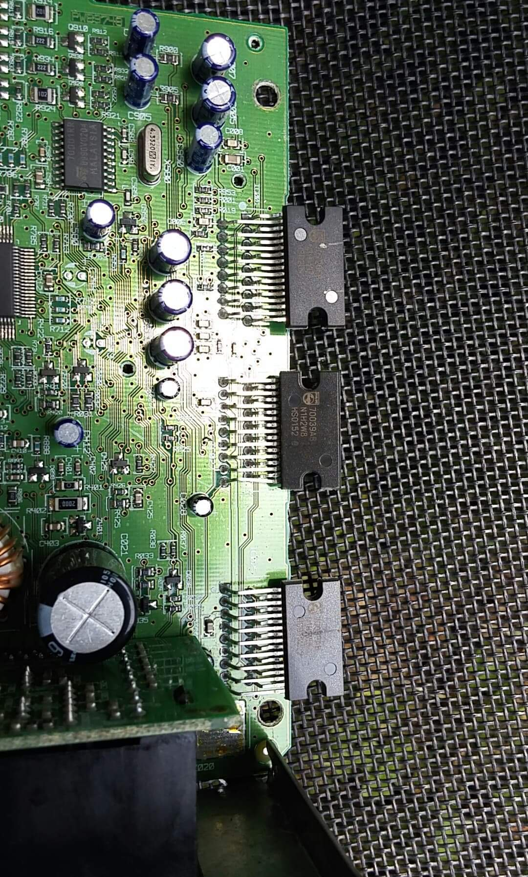 [Rozwiązano] Wykorzystanie układów scalonych Philipsa z radia Ford ...