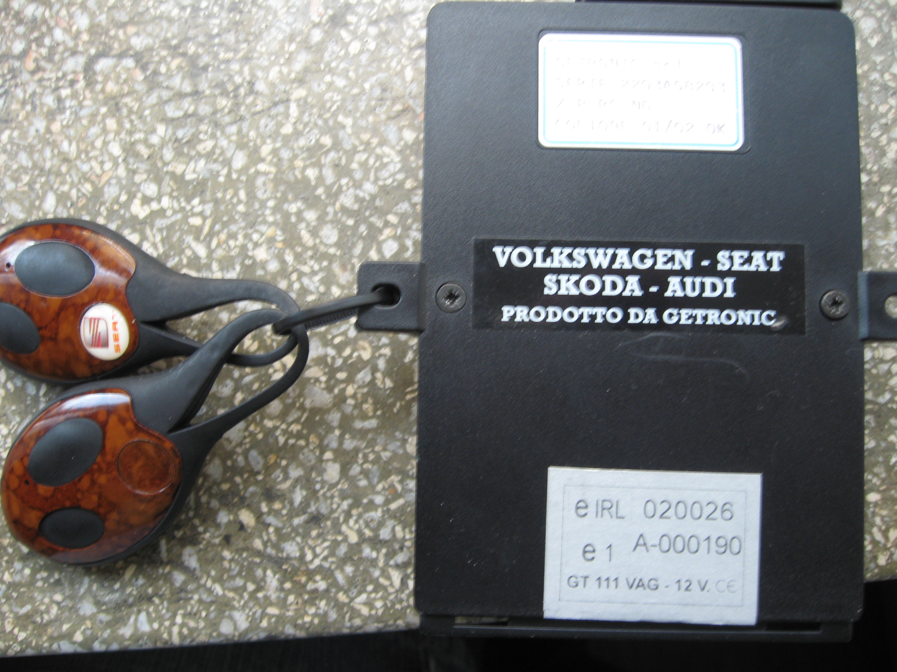 Schemat kostki do centralki Getronic GT 111 w Golfie IV 1.9TDI