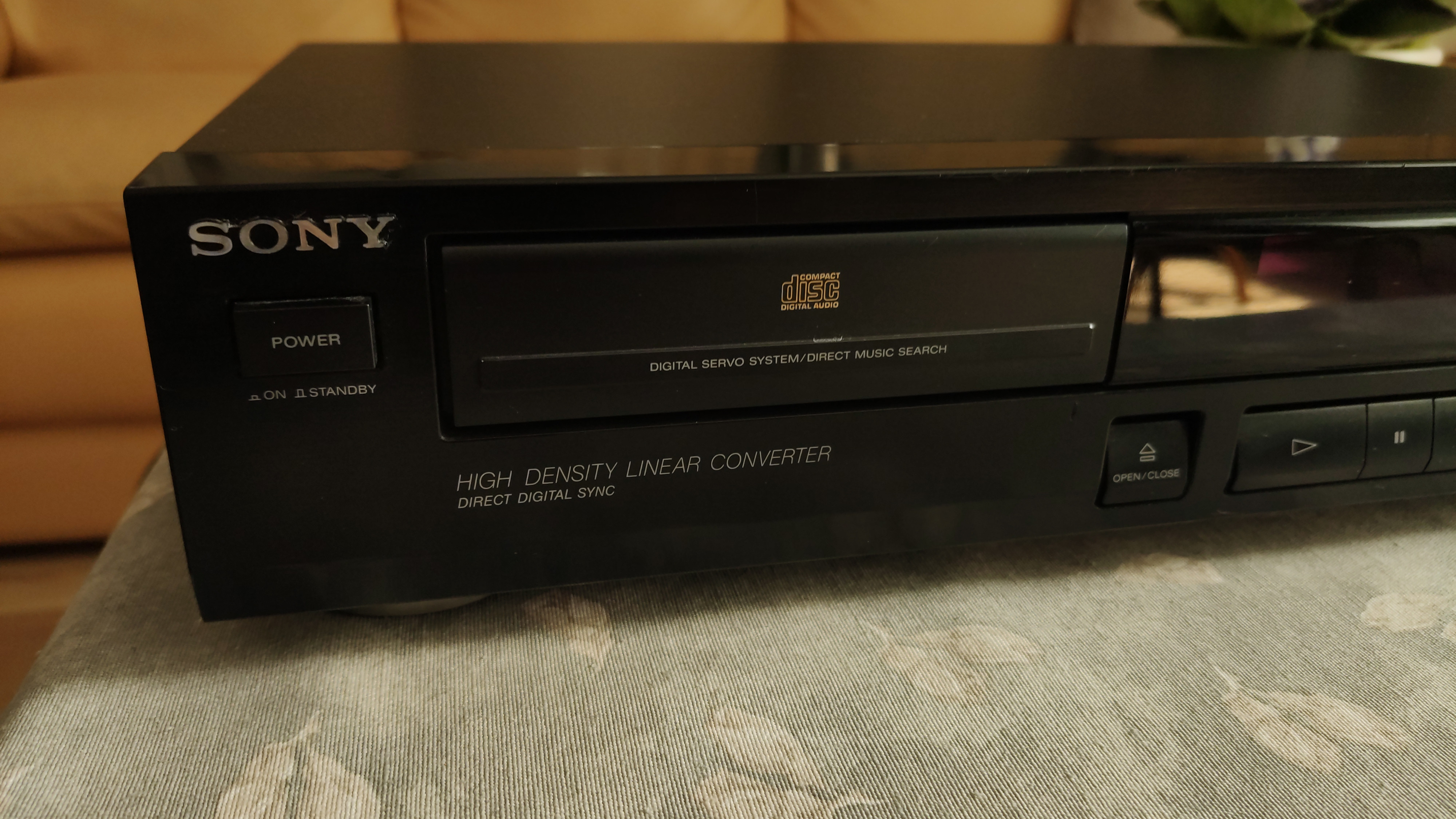 [Sprzedam] Odtwarzacz CD Sony CDP-497, stan bardzo dobry, sprawny, z ...