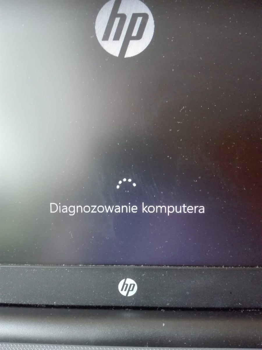 Dziwne komunikaty na laptopie sąsiada 82+ podczas uruchamiania ...