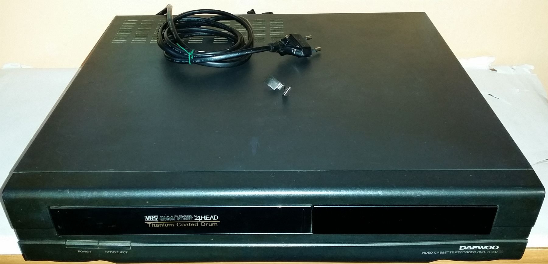 [Sprzedam] Magnetowidy Daewoo DVR-7175D, Funai VCR-5800, Sanyo VHR-7100EE