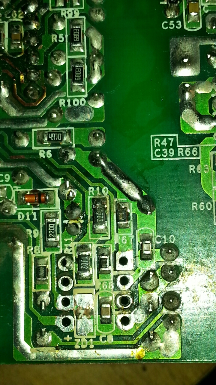 Tagan model: BZ600 PipeRock Series - Identyfikacja elementów R67, R68 i ZD1