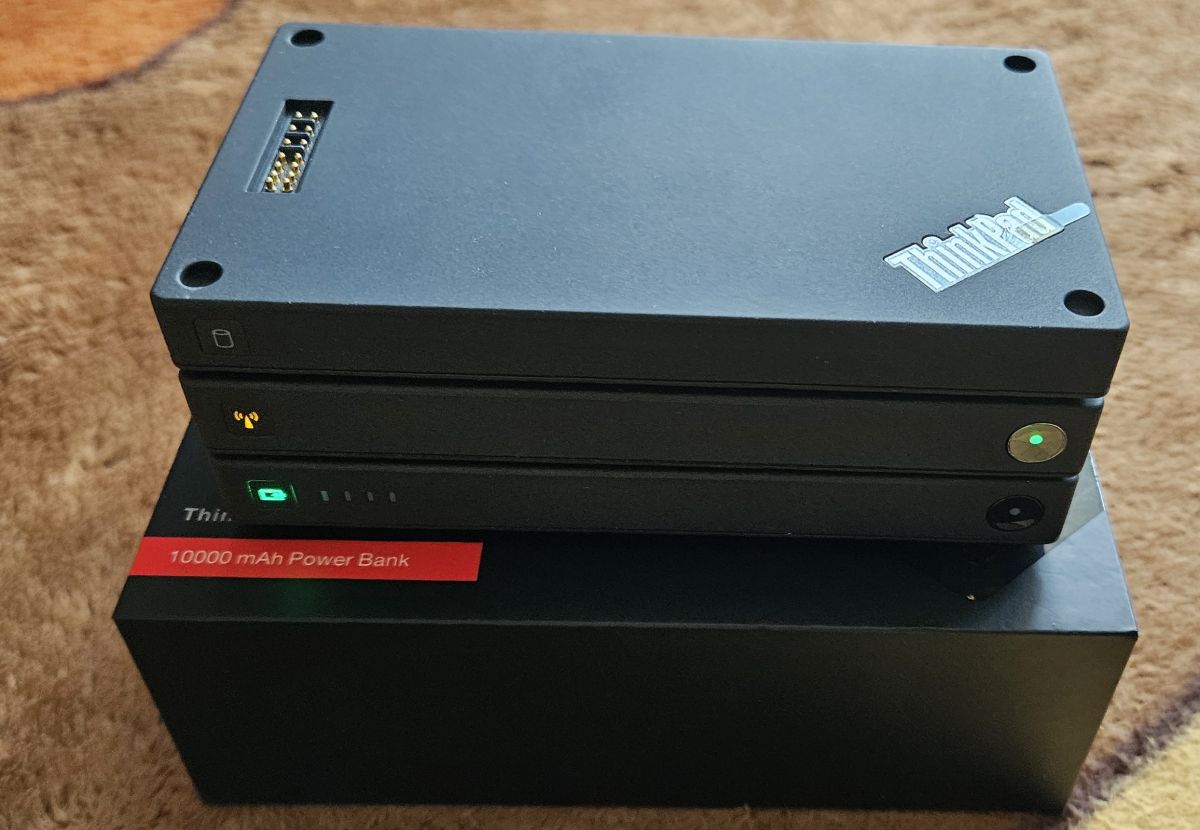 [Sprzedam] Lenovo Stack Router WiFi + Power Bank + HDD USB 1 TB