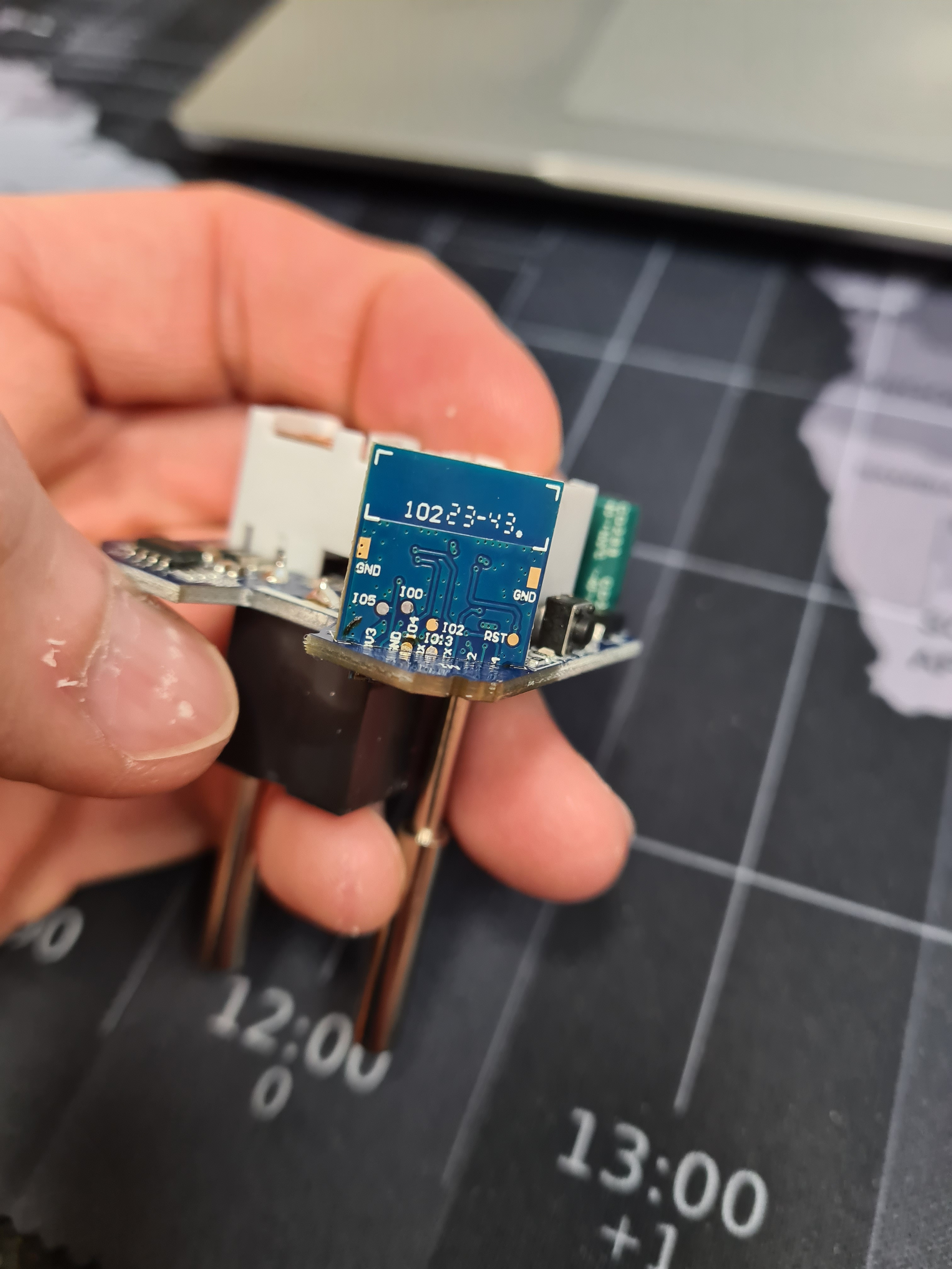 LSPA9 socket with BL0937 and ZTZS module - how to connect the programmer?