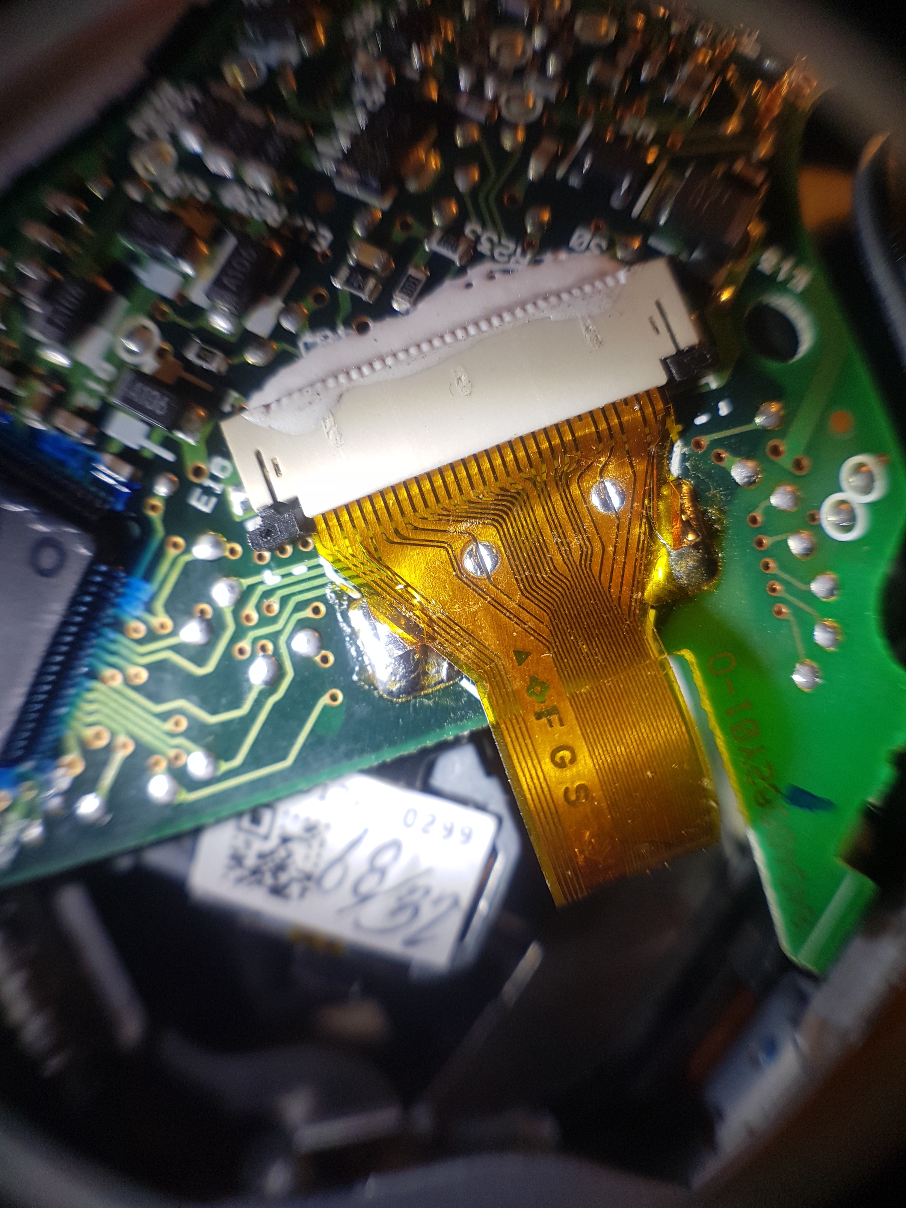 Radio Alpine 7878R - naprawa taśmy oraz jaki to laser?