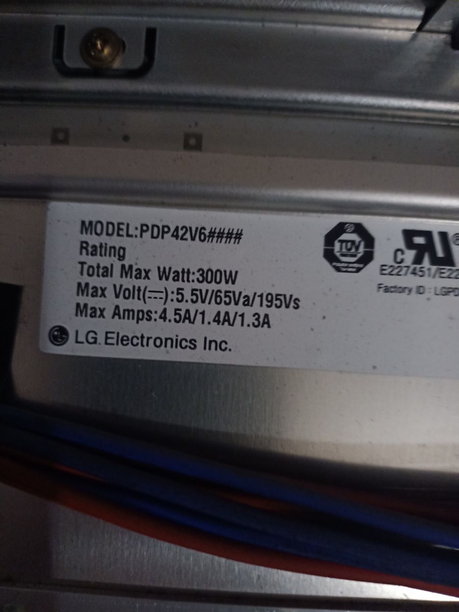 Plazma LG PDP42V6 - pasy na obrazie ze źródeł zewnętrznych, menu OK