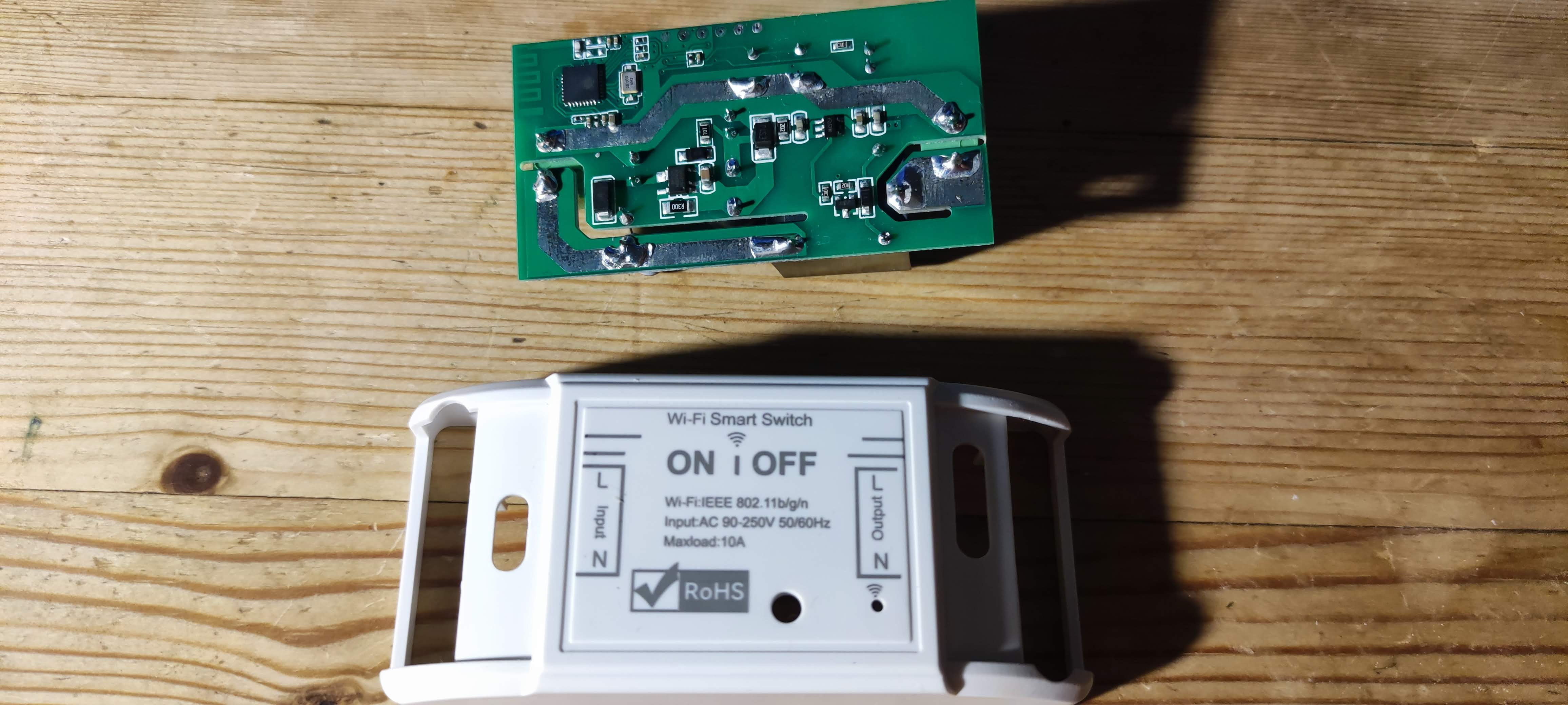 Identifying ESP8285 10A Generic Smart WiFi Module from Ali - Pinout Query