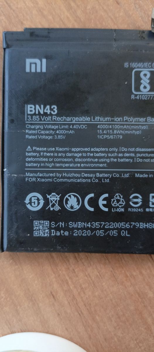 Jak naładować baterię BN43 z Redmi Note 4x zewnętrznym zasilaczem?