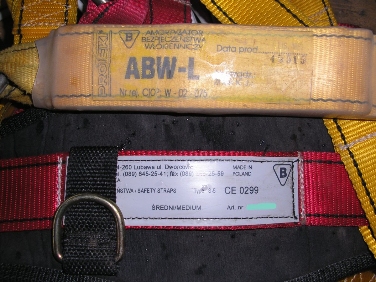 Przedłużacz bębnowy - reaguje zabezpieczenie po najechaniu na kabel