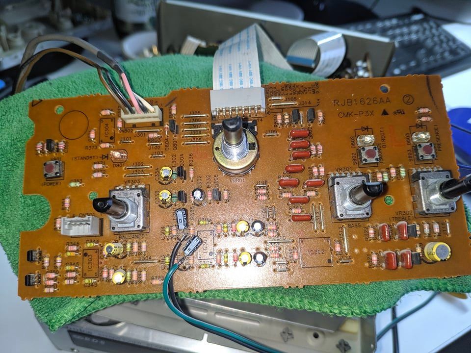 Technics CA-01 - prawy kanał przestaje grać, podejrzewany wzmacniacz