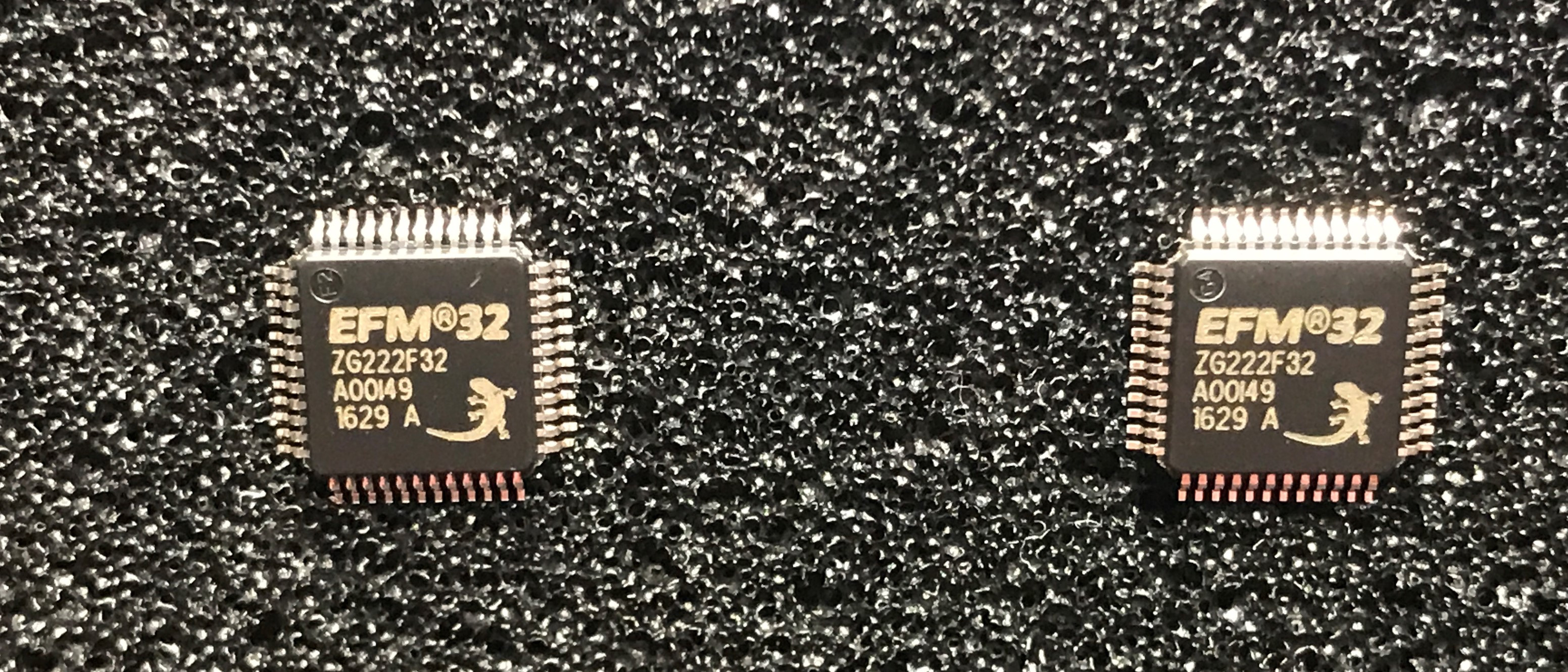 Universal starter boards for various SMD microcontrollers with a ...