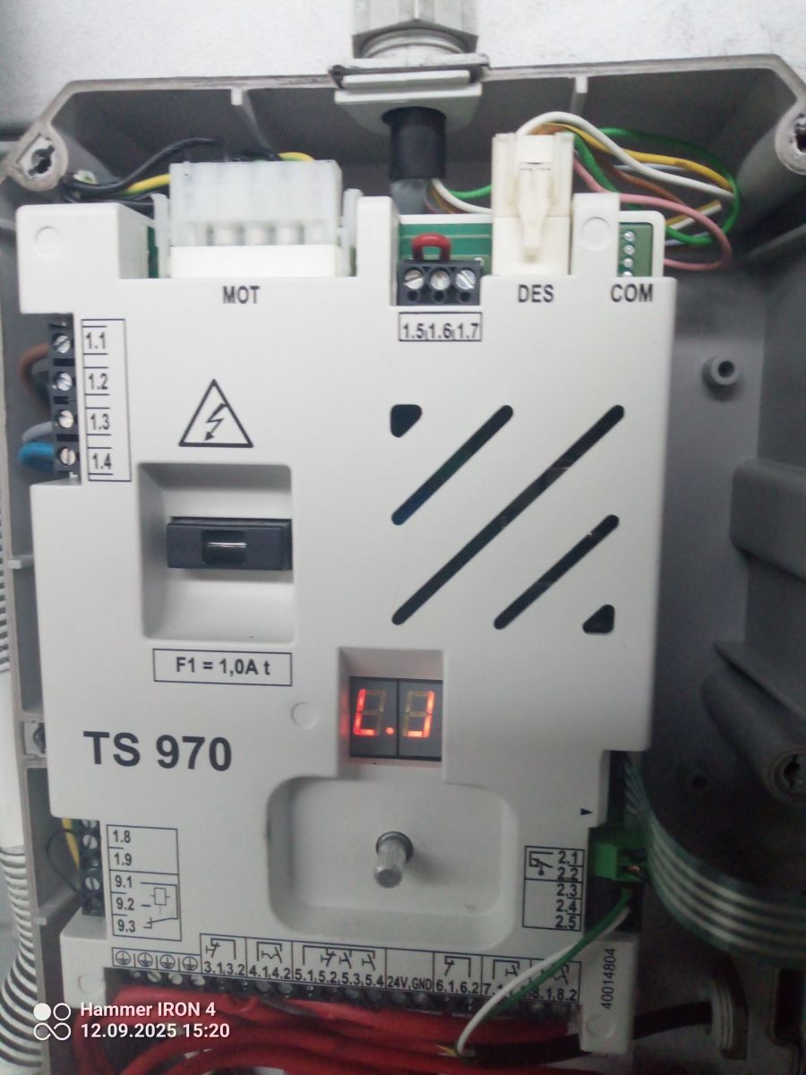 Sterownik TS 970 – błąd 1,3 po wymianie zabezpieczenia optycznego na pneumatyczne