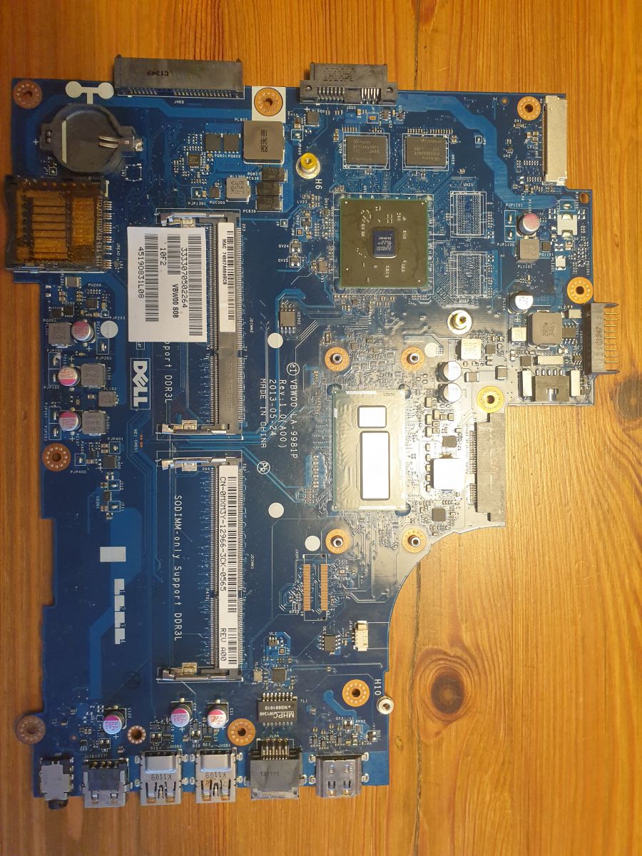 [Rozwiązano] Dell Inspiron 3537 - uruchamia się i wyłącza (czarny ekran)