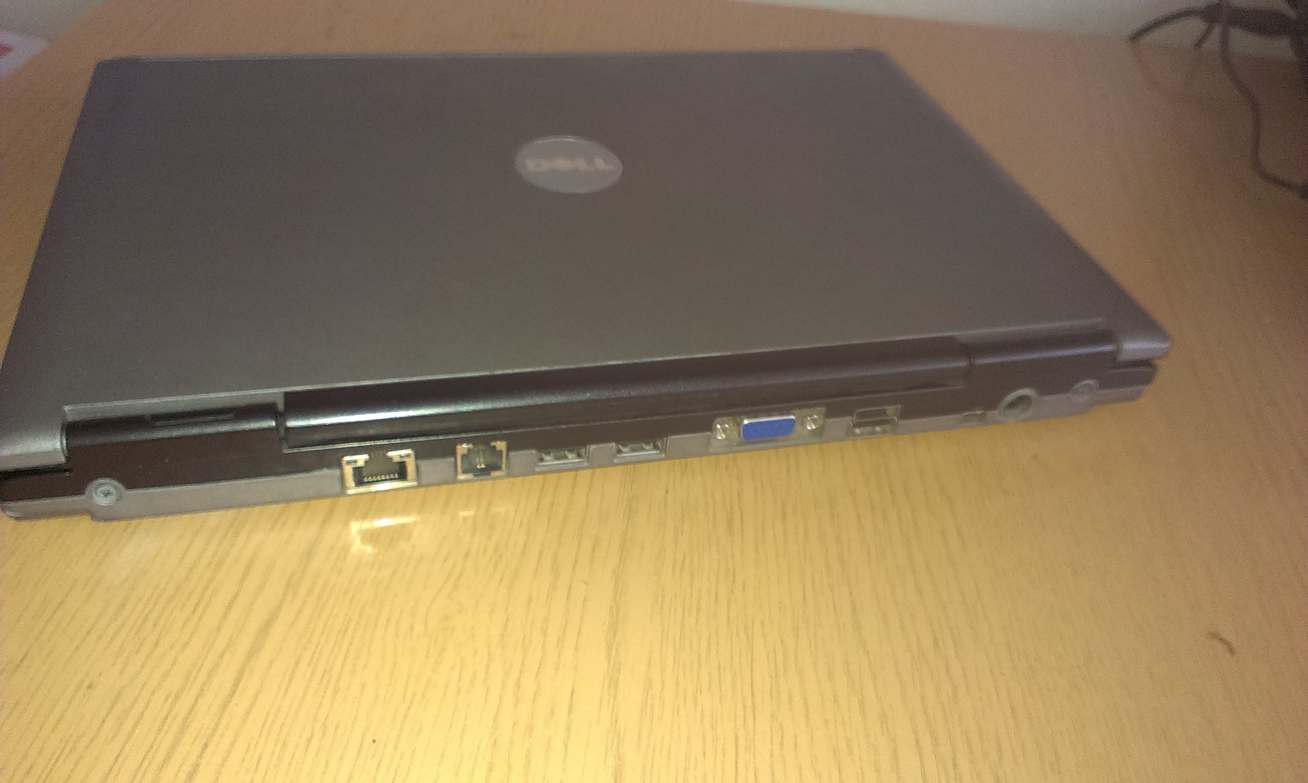 [Sprzedam] Laptop / netbook DELL D430 2x1,2/2048/60 w db stanie