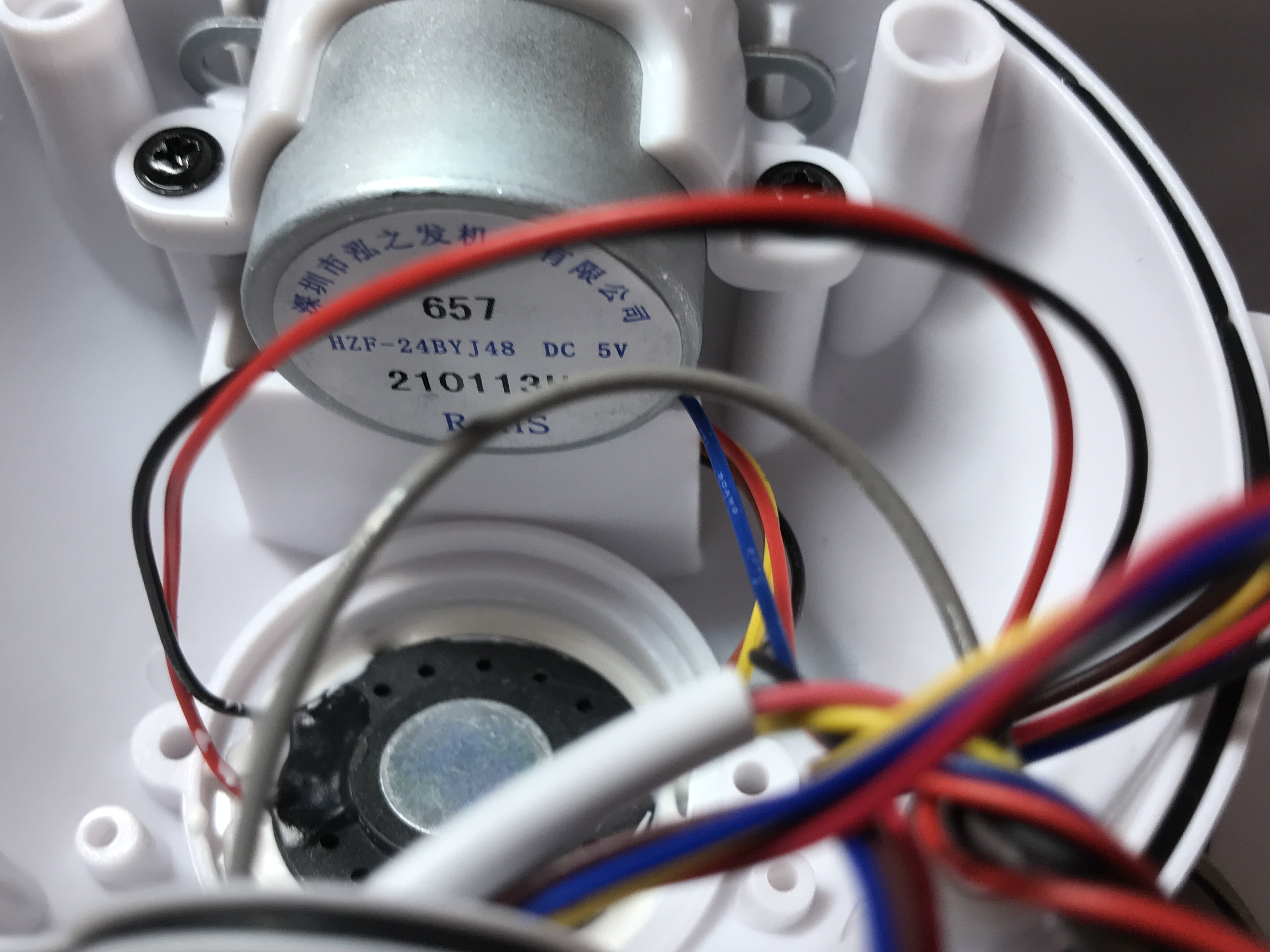 Kamera WiFi Tuya RPP06 1080P - możliwości aplikacji, test, wnętrze