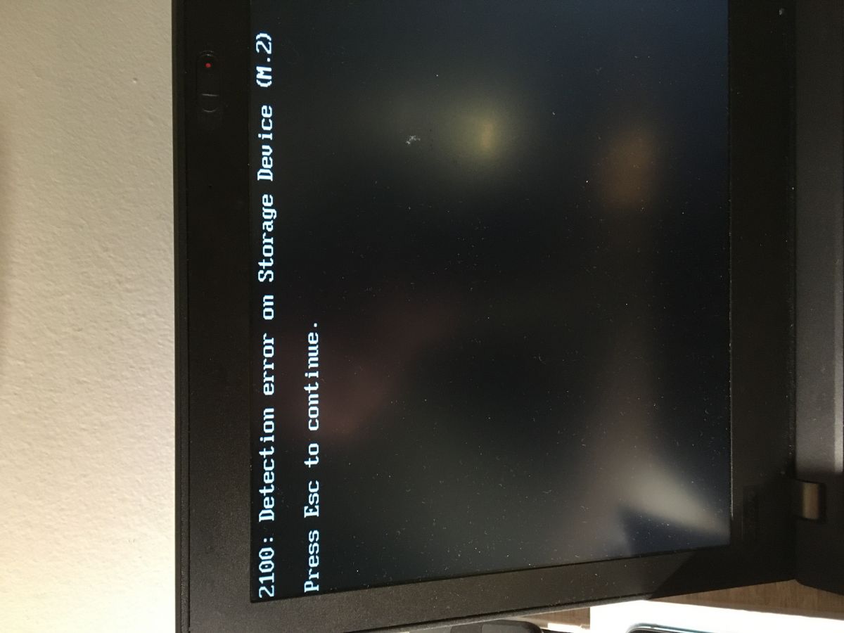 Lenovo X280 - bluescreen i problem z dyskiem - nagle się wyłączył.