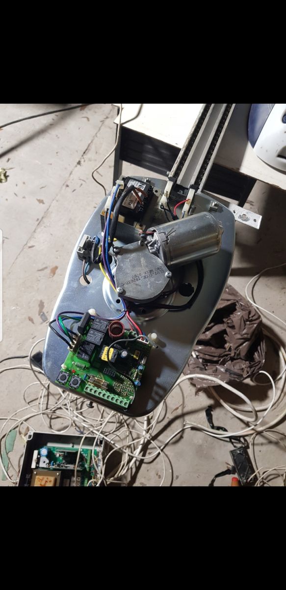 Nice SP6000 - brak migania diody po podłączeniu do Gibidi F12E, co ...