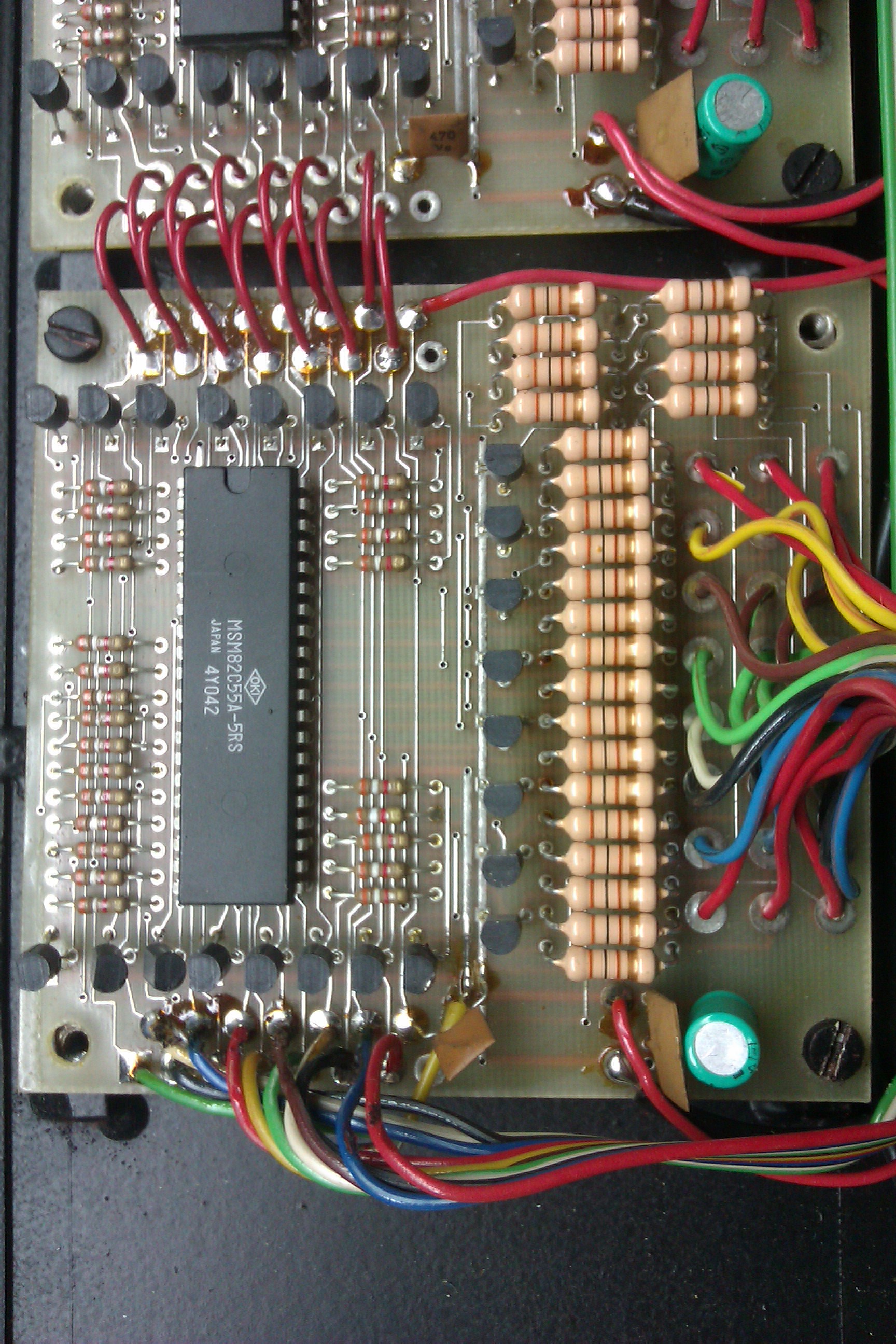 Jak uruchomić wyświetlacz ELAND EWIR-60 z 1992 bez pilota?