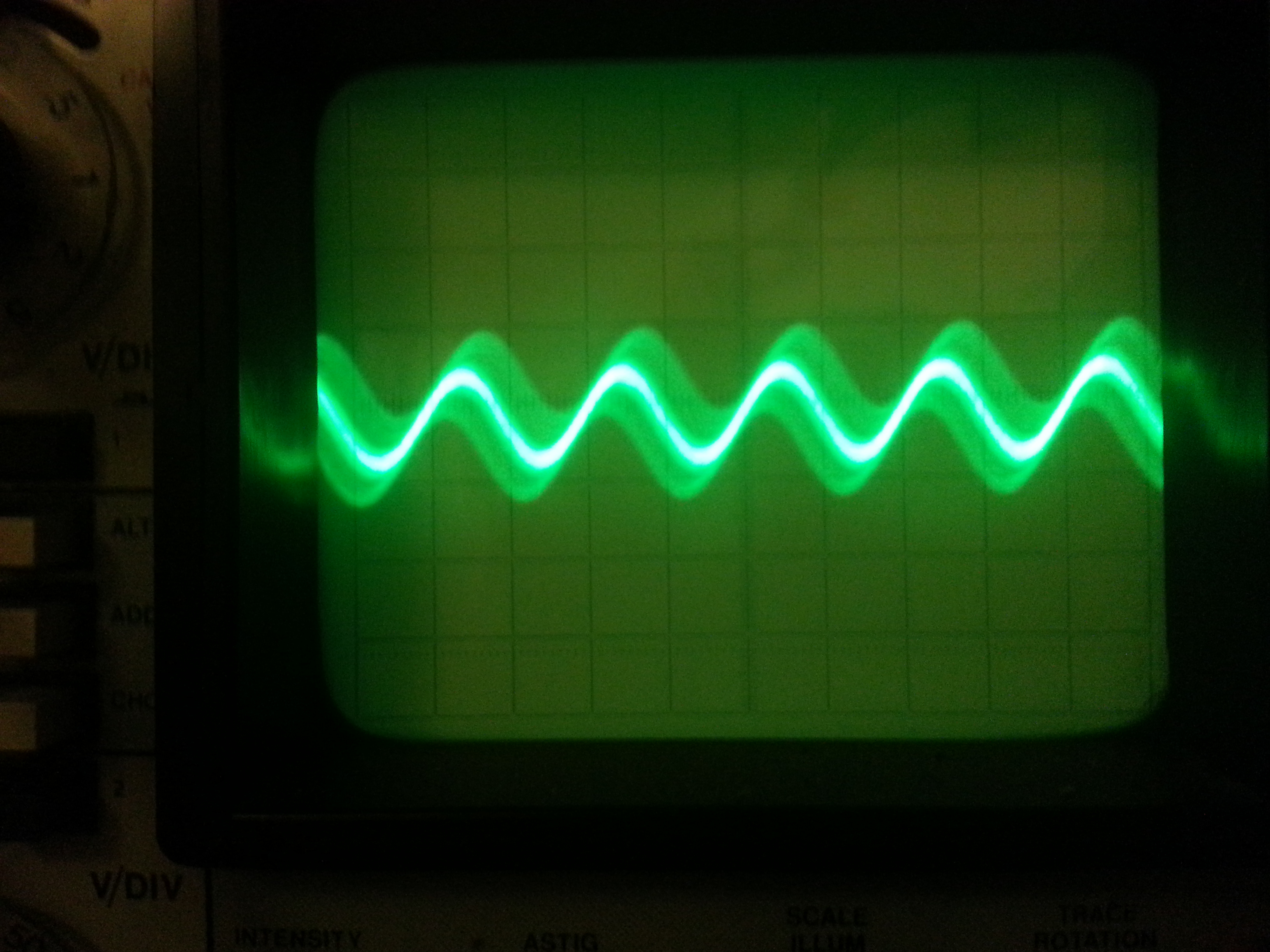 [Rozwiązano] Generator / wobulator K937 - usterka wzmacniacza Y?