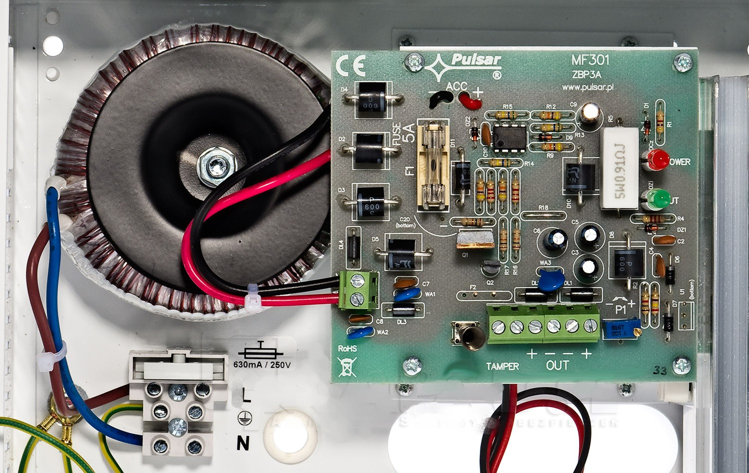 Dlaczego scalak przepala się? LM338T w zasilaczu MF301.