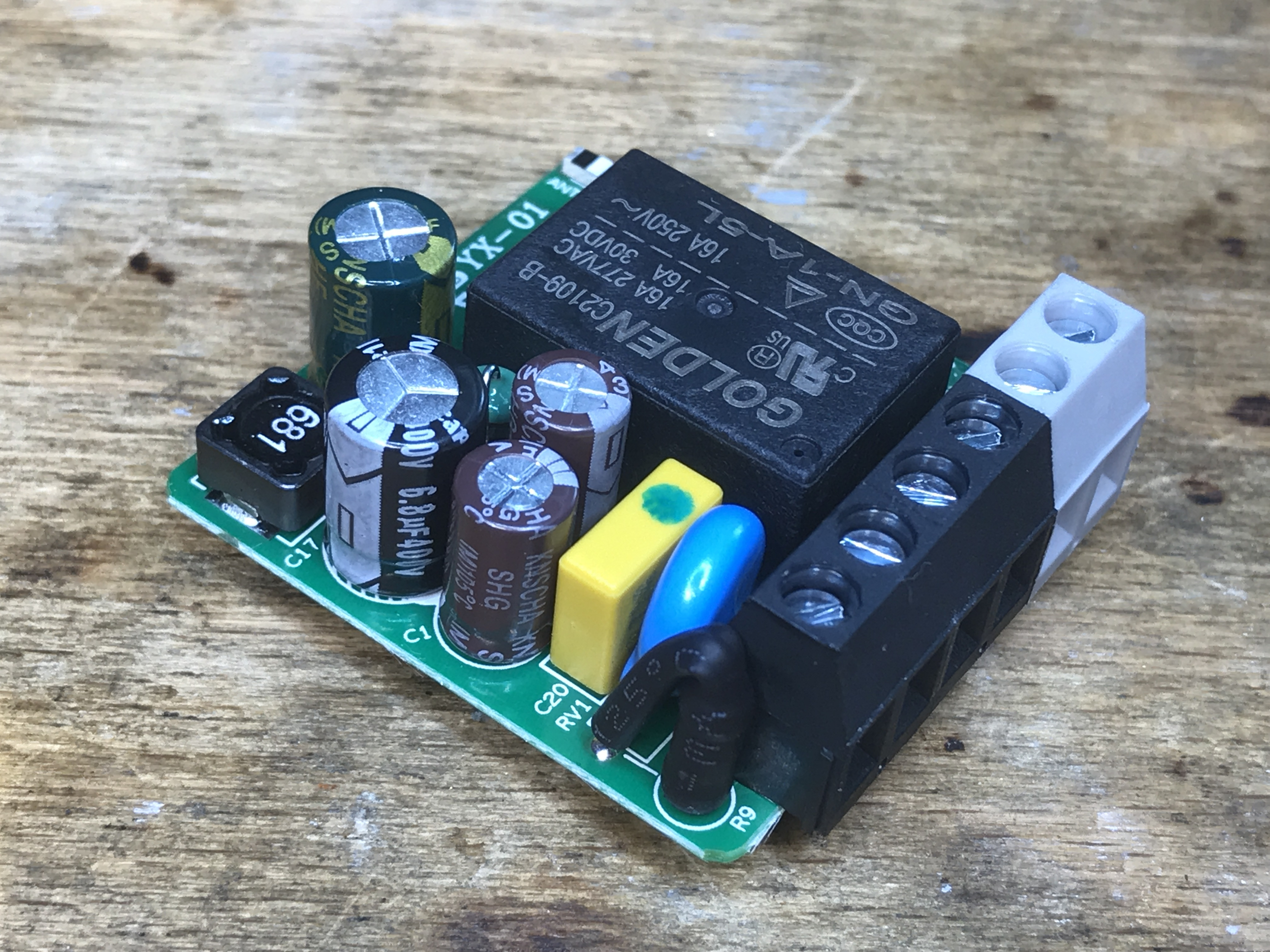 [ESP8266] Sonoff Mini R2 - klasyczny przekaźnik sterowany przez WiFi