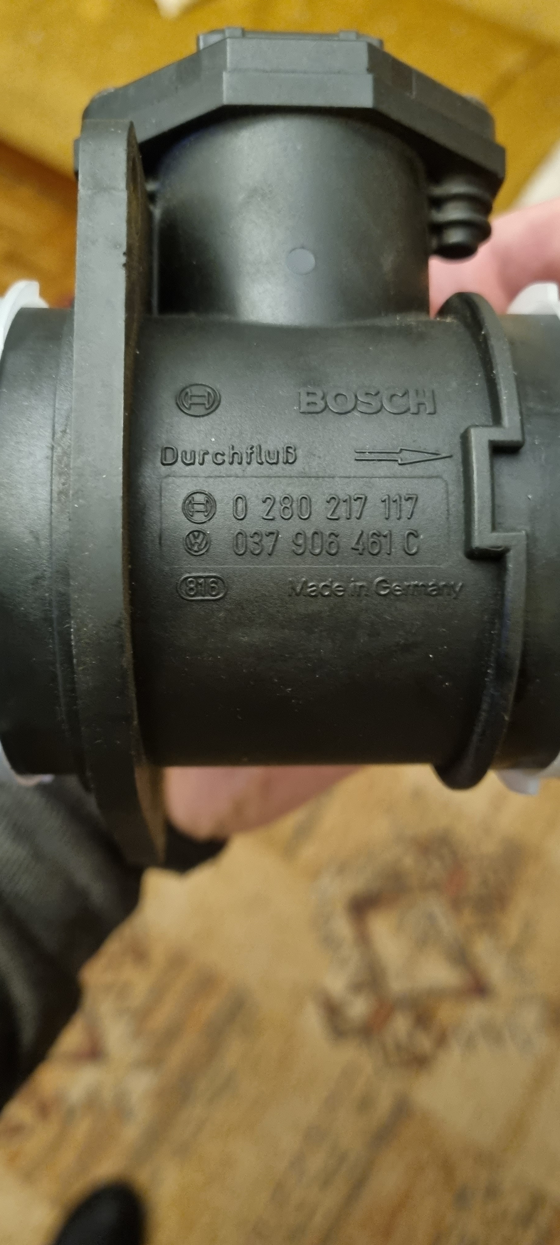 Czy przepływomierz Bosch z programu Exchange jest nowy czy regenerowany?