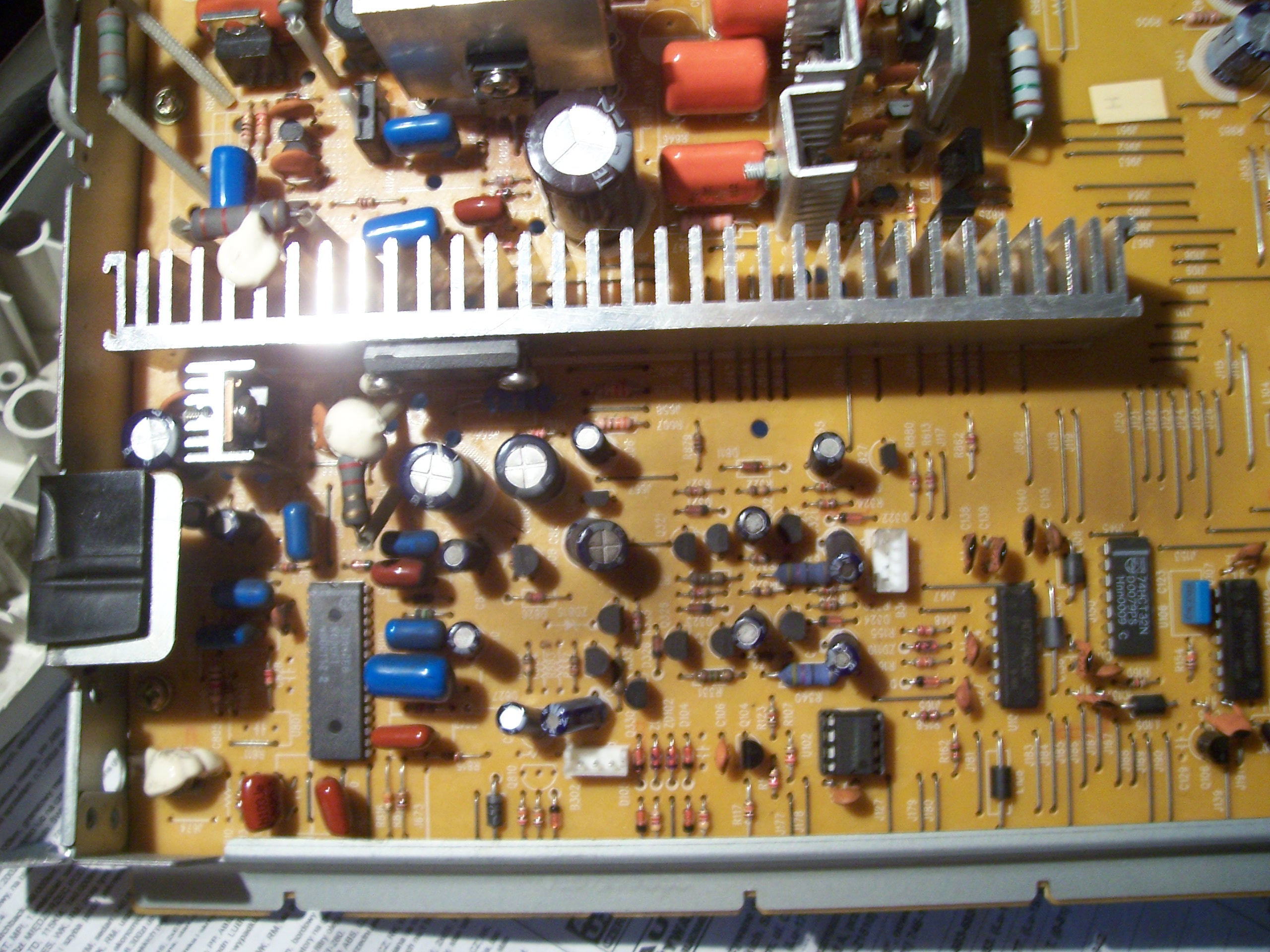 Gdzie znaleźć schemat do monitora ADI G66 CM900 chassis GS990A-200-1?