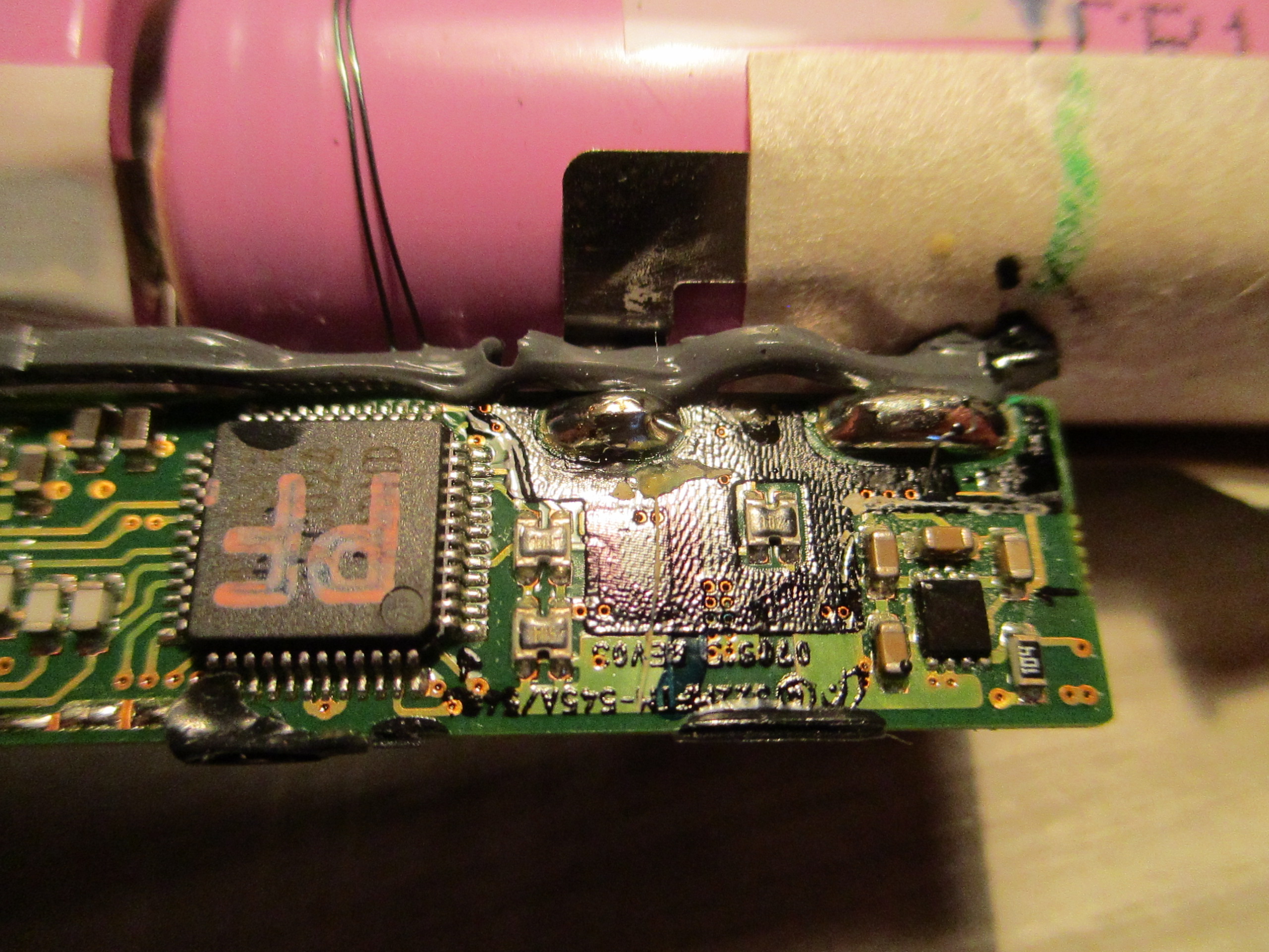 [Zlecę] reset elektroniki m37512 w baterii laptopa HP