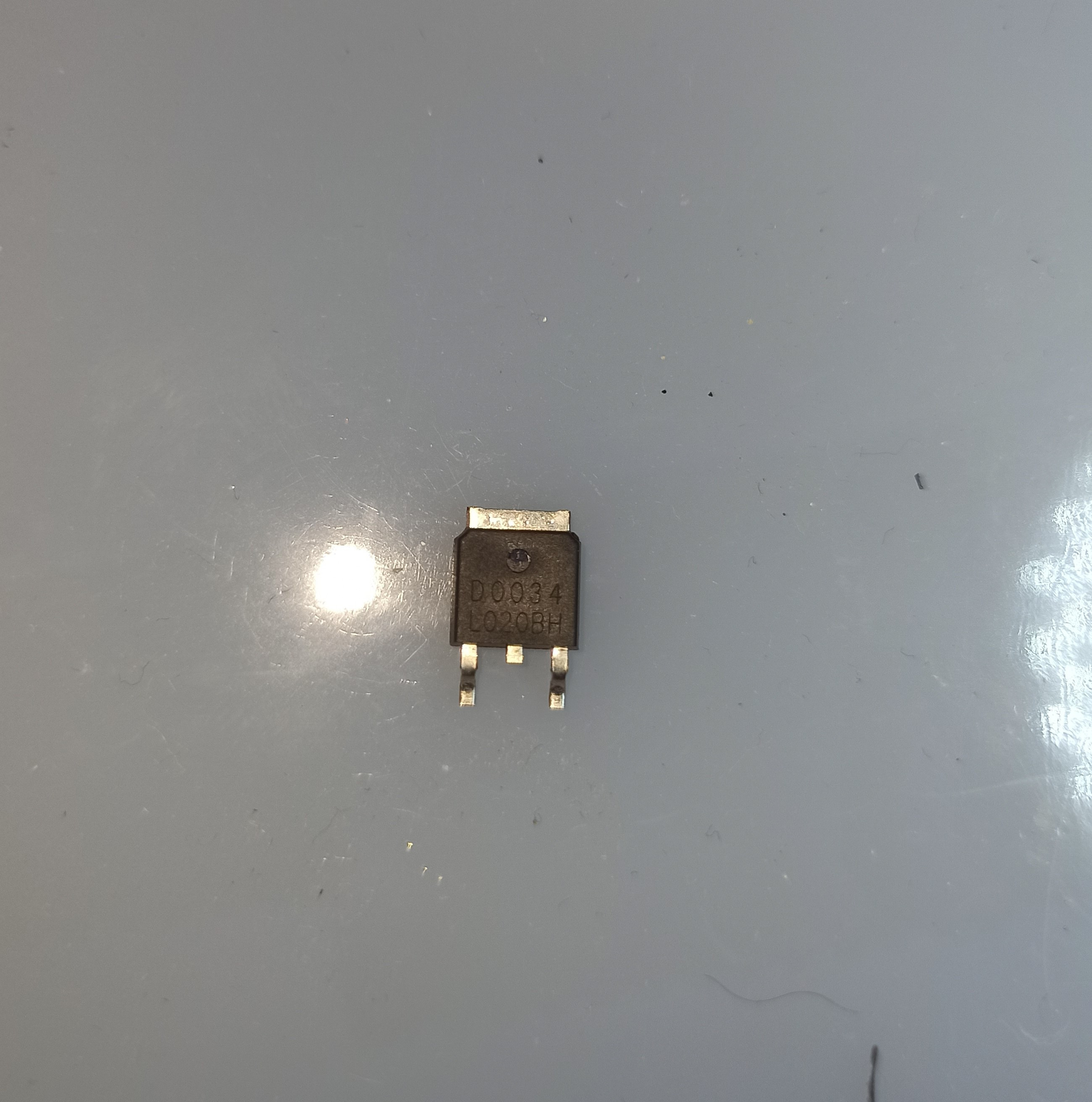 Szukam informacji o układzie D0034 - specyfikacje, dane techniczne