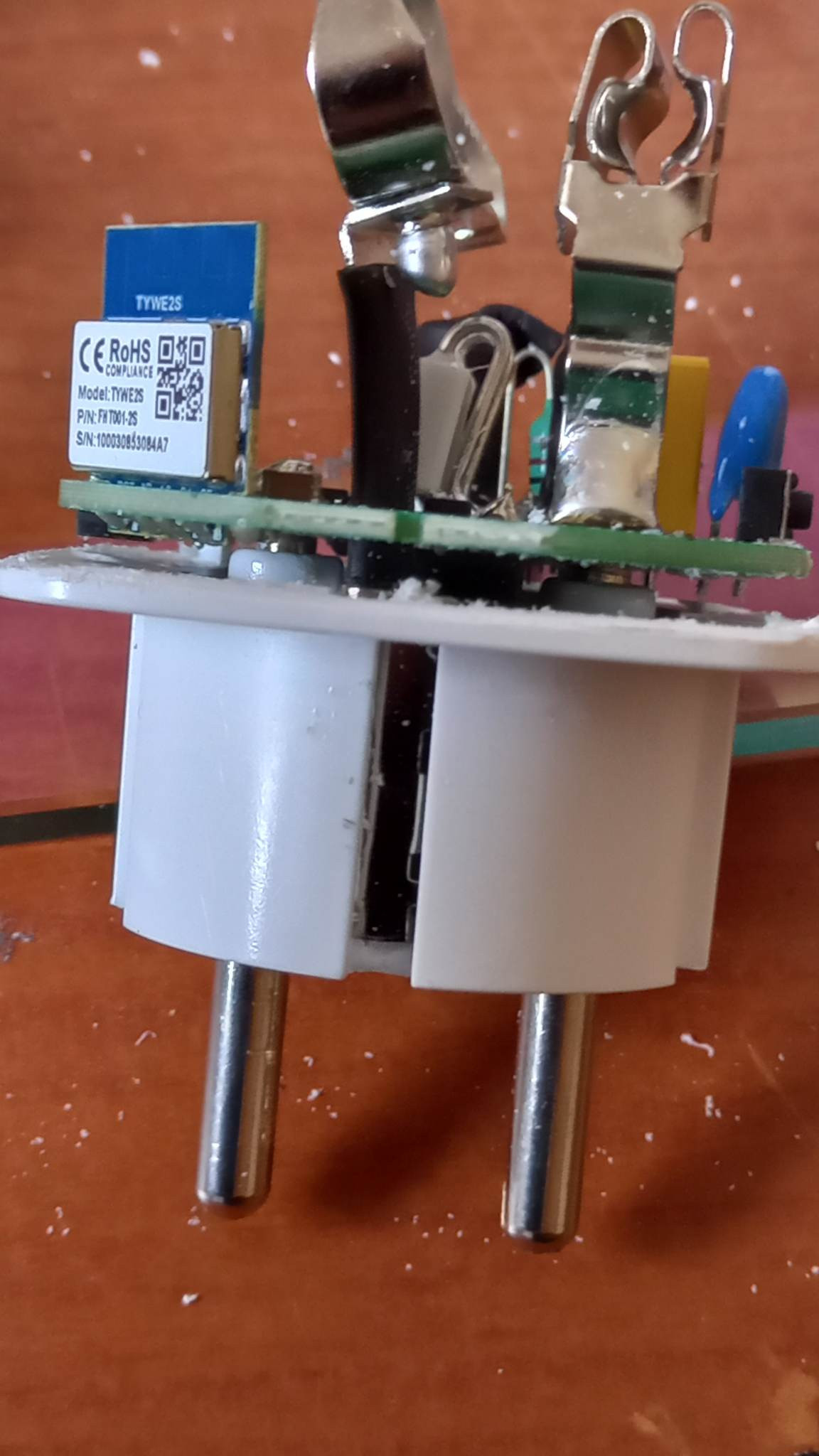 [TYWE2S] Ezviz CS-T30 10A EU (WG08(10)V1.4) brute-force teardown