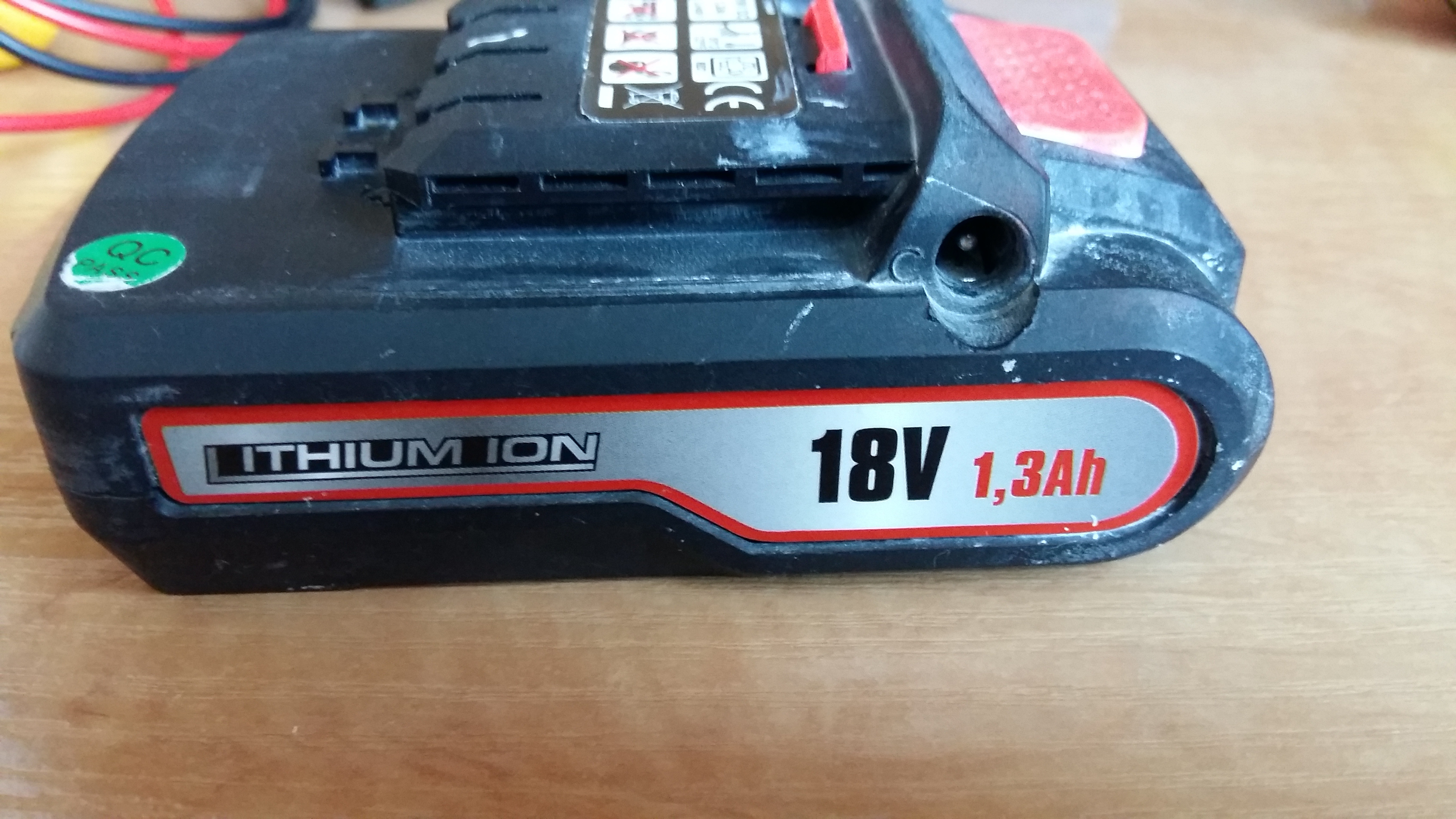 [Rozwiązano] Wkrętarka NUTOOL NPK18LPL - naprawa baterii li-ion