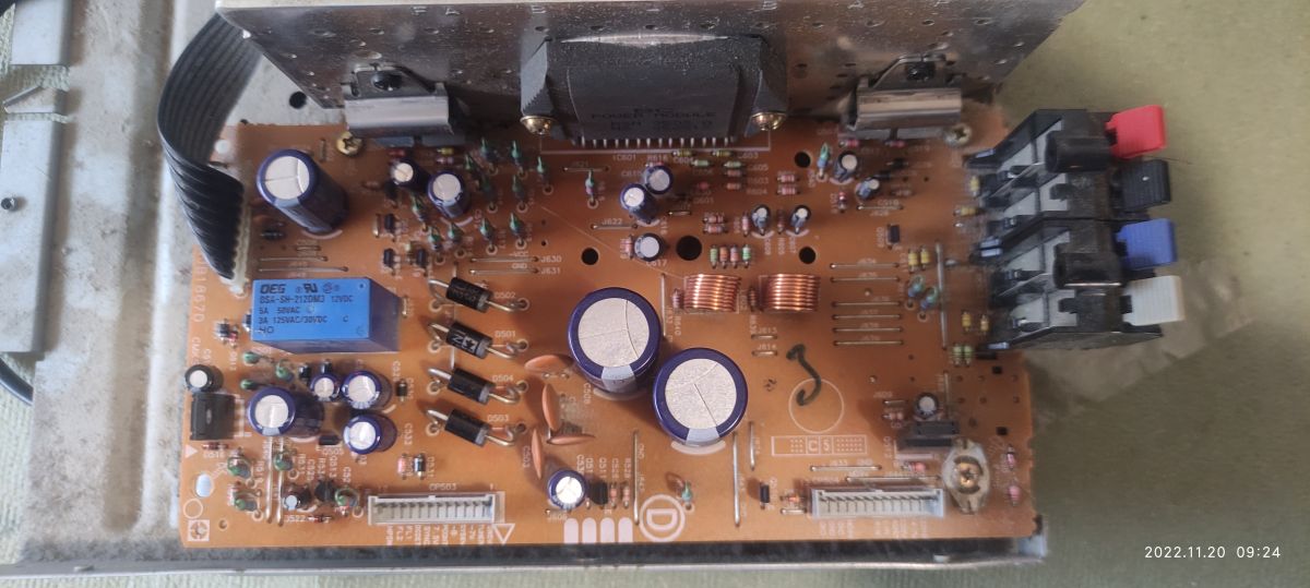 [Rozwiązano] uruchomienie wzmacniacza z Panasonica SA-AK25 (wyjście ...